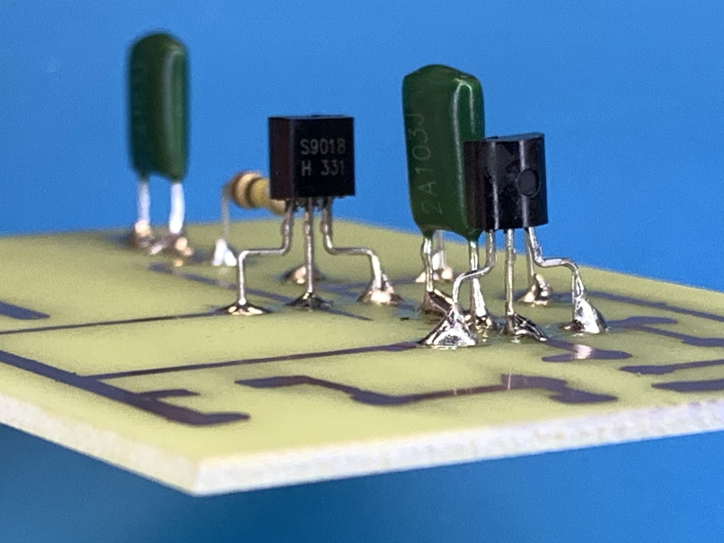 Make a Simple AM Radio : 4 Steps - Instructables