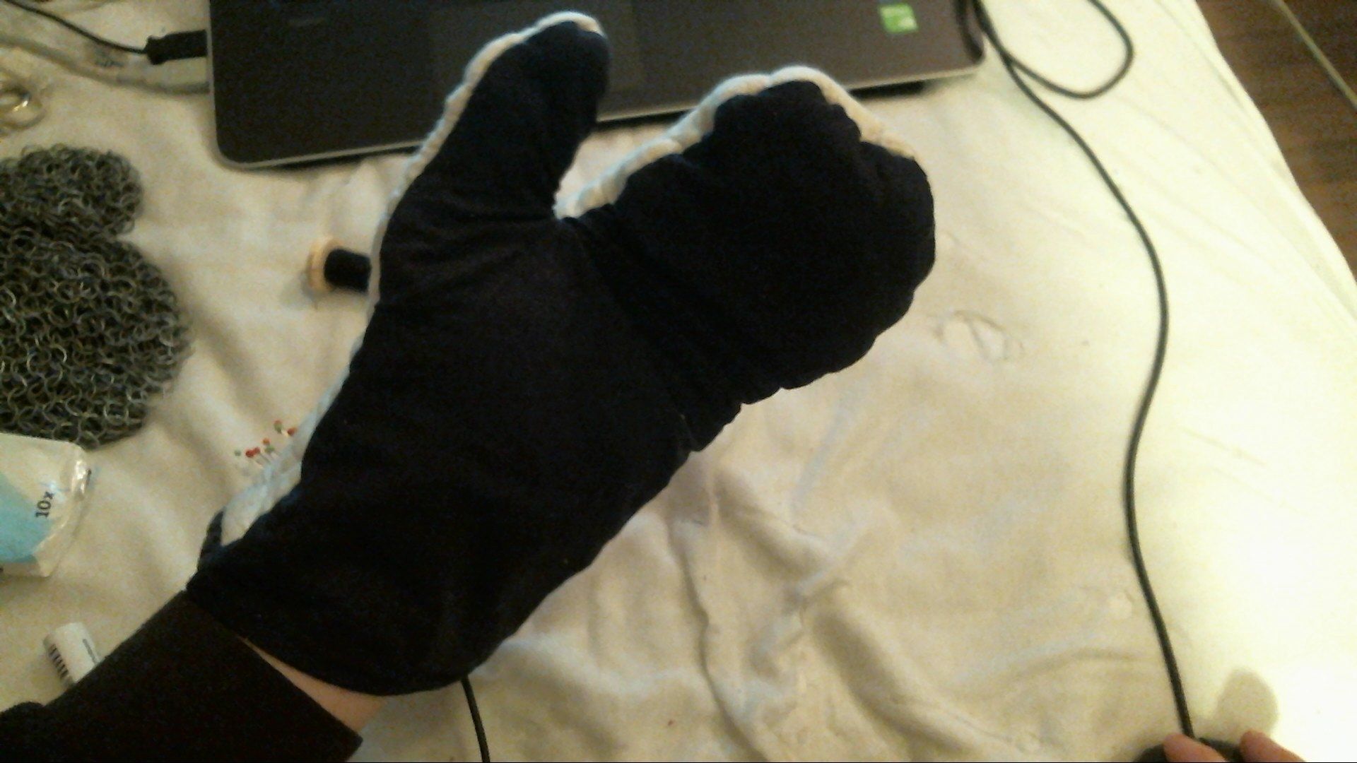Training Gauntlets : 5 Steps - Instructables