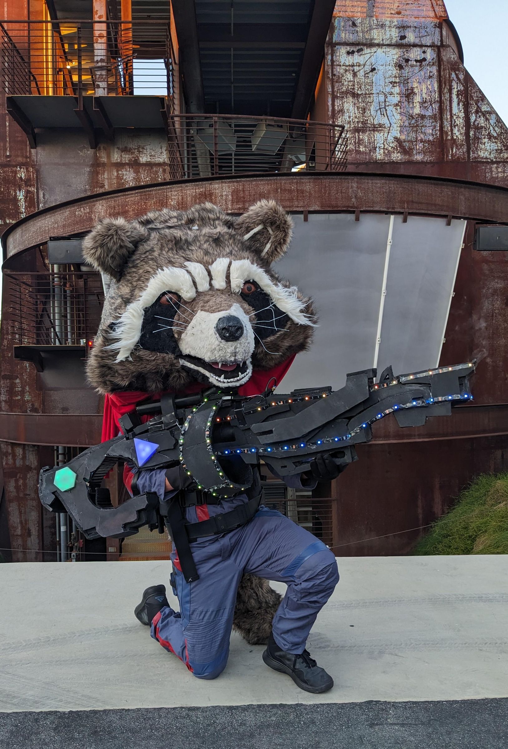 Rocket Raccoon - 7.5ft : 8 Steps (with Pictures) - Instructables