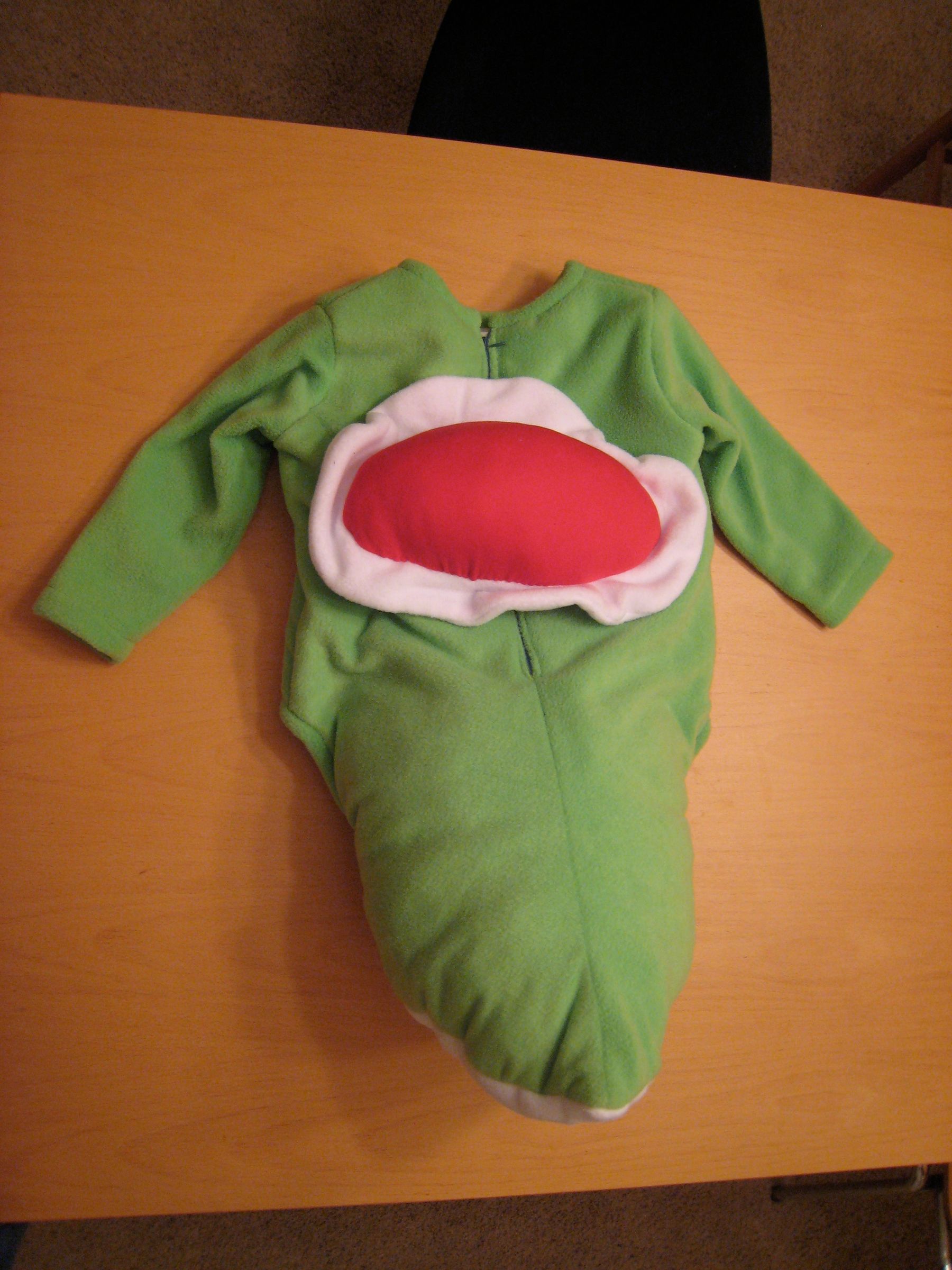 Yoshi Mascot and Baby Mario Costumes for Toddlers : 21 Steps (with ...