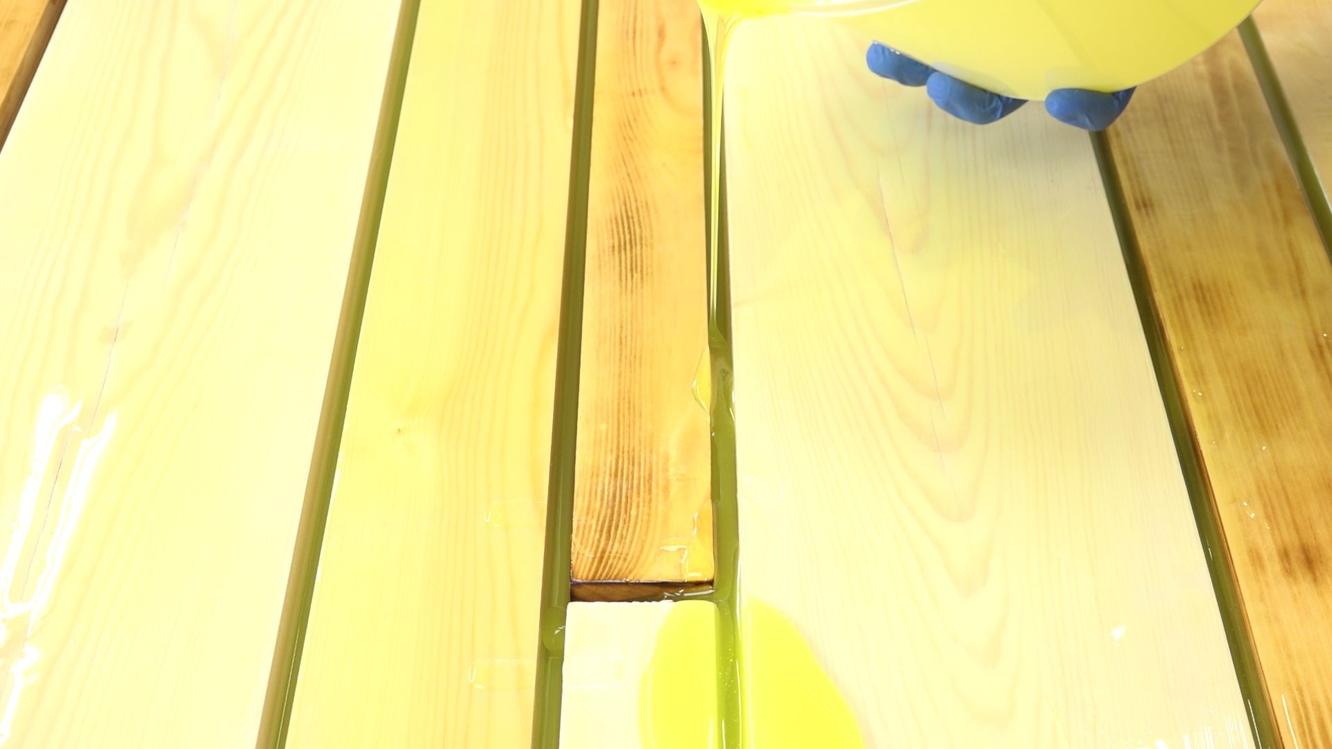 DIY RESIN PLANK TABLE - How to Make Your Own Using GlassCast® 3 Clear ...