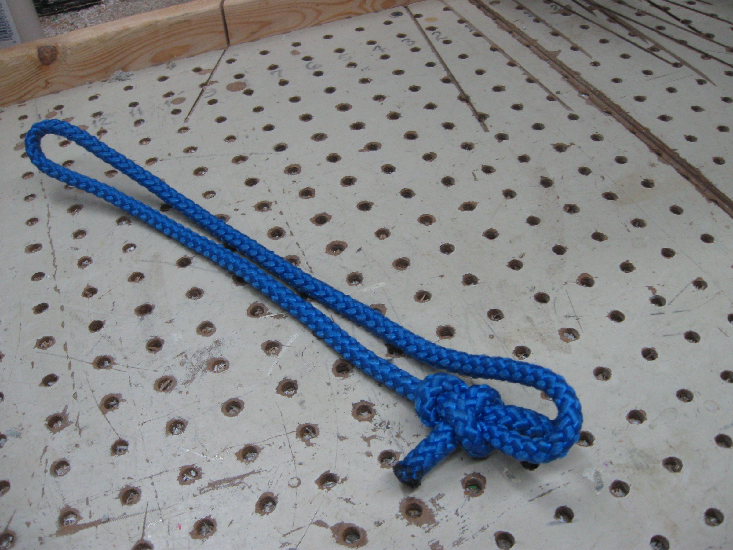 Extension Cord Storage Loops : 6 Steps - Instructables