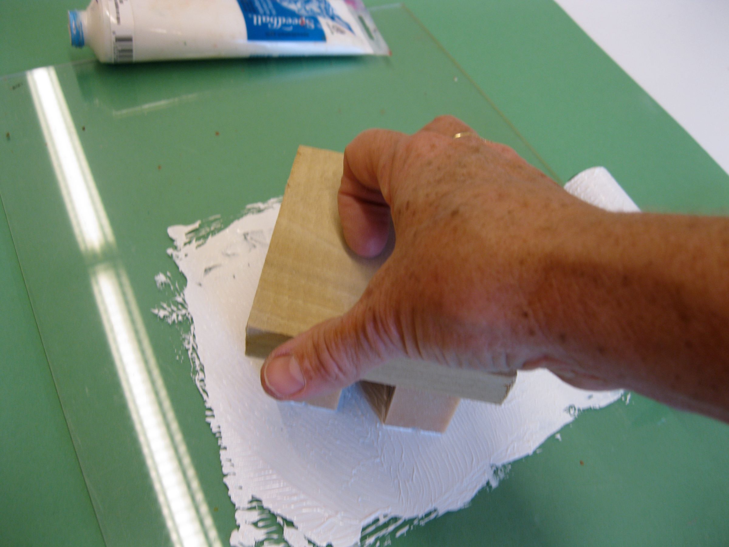 Snowflake Pattern Gift Wrap : 18 Steps (with Pictures) - Instructables