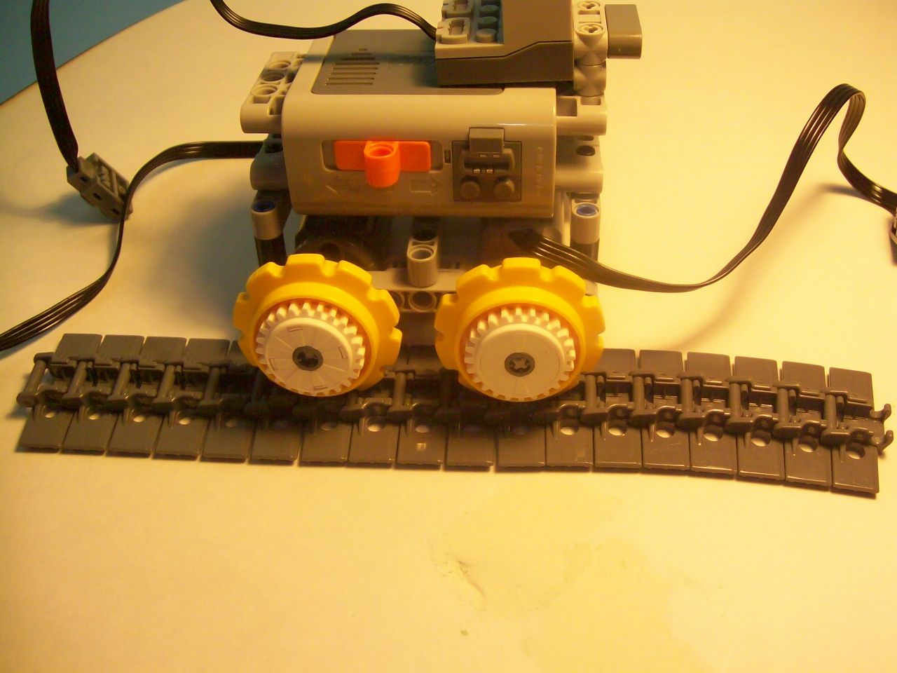 Lego Power Functions Mini Tank V2.0 : 8 Steps (with Pictures ...