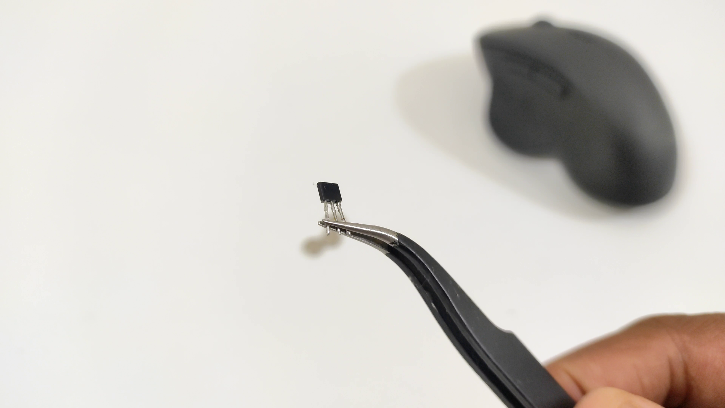 ESP-32 Based BLE Mouse With Magnetic Mouse Pad : 17 Steps (with ...