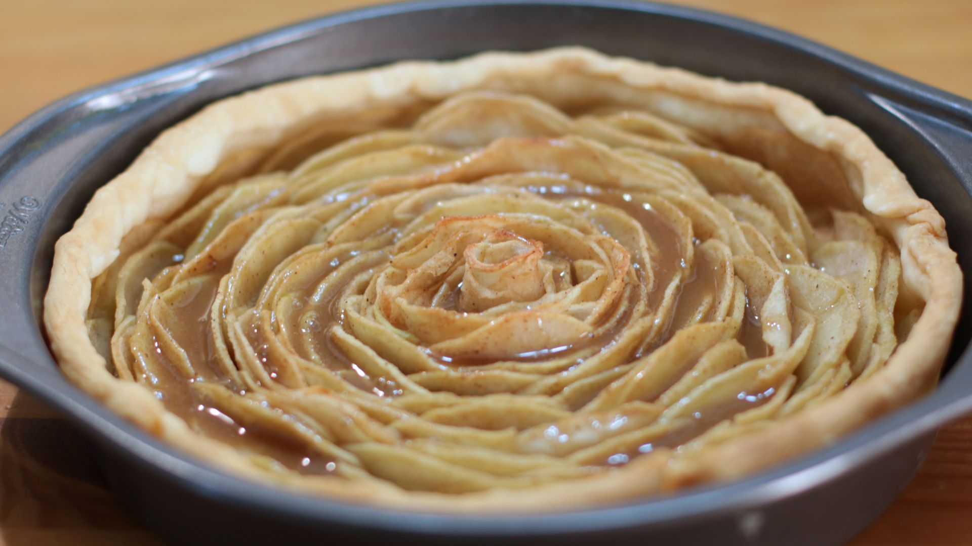 Caramel Rose Apple Pie : 13 Steps (with Pictures) - Instructables