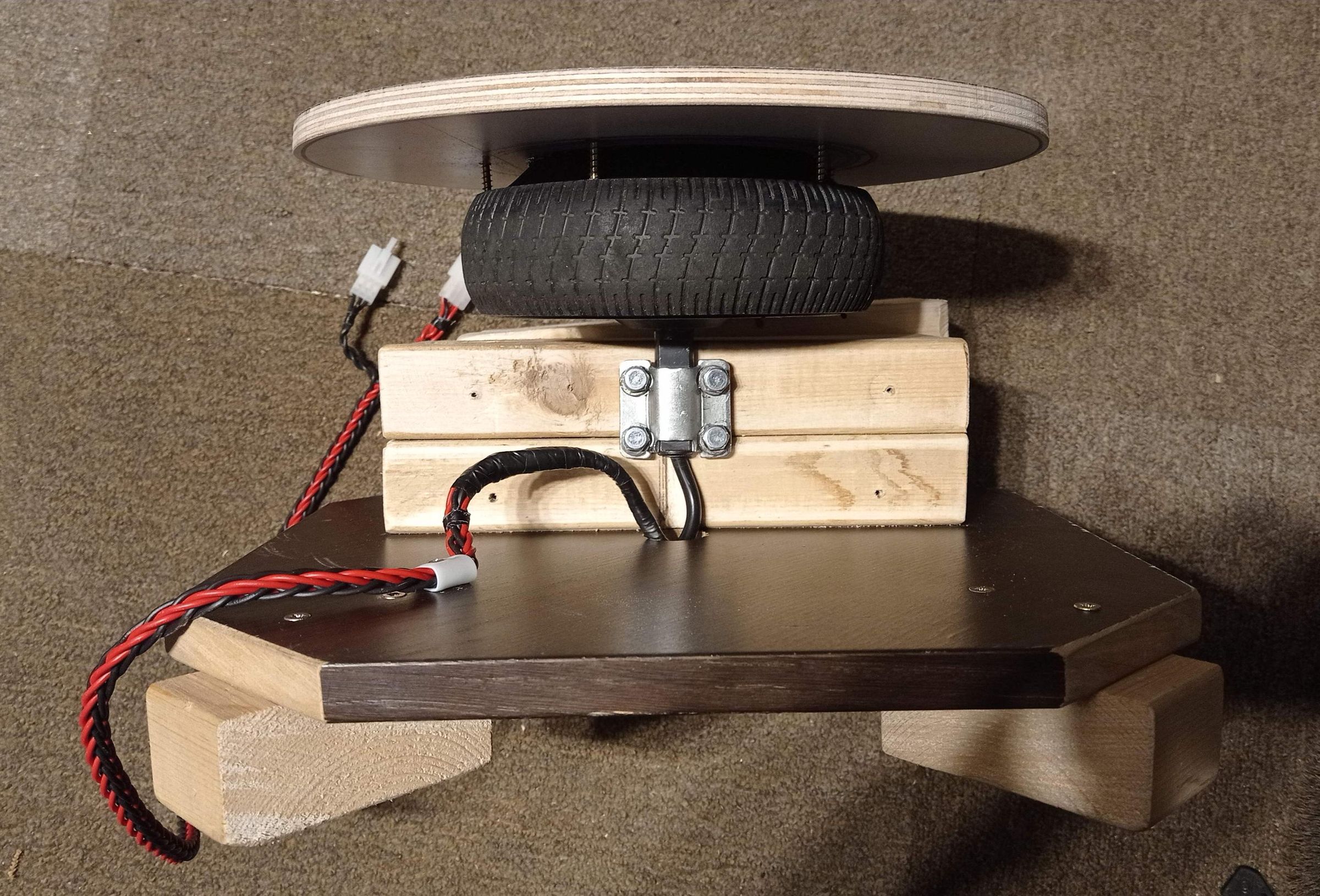 Simple Electric Pottery Wheel : 4 Steps - Instructables