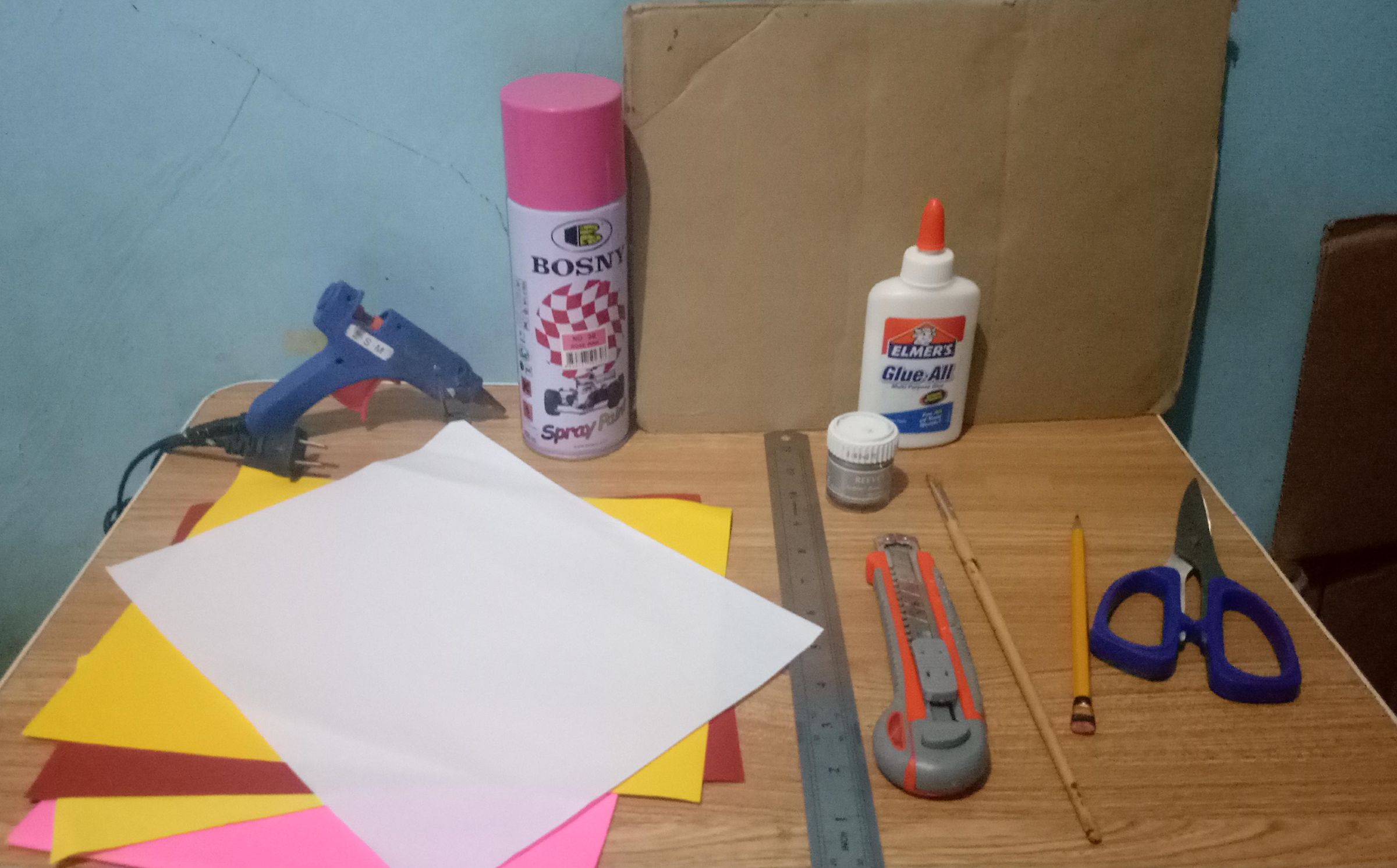 DIY Mini Study Table for Your Love Ones : 6 Steps - Instructables
