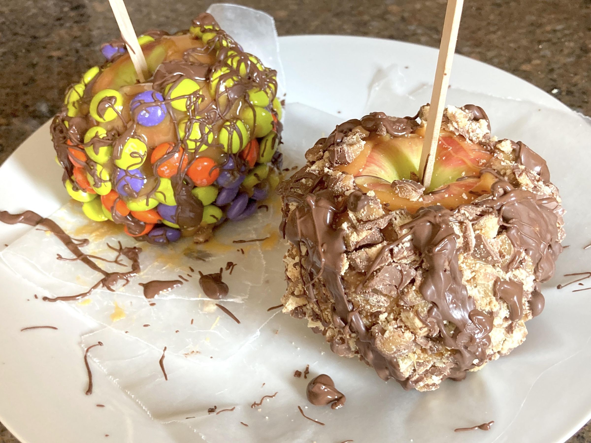 Candy Bar Caramel Apples : 7 Steps (with Pictures) - Instructables