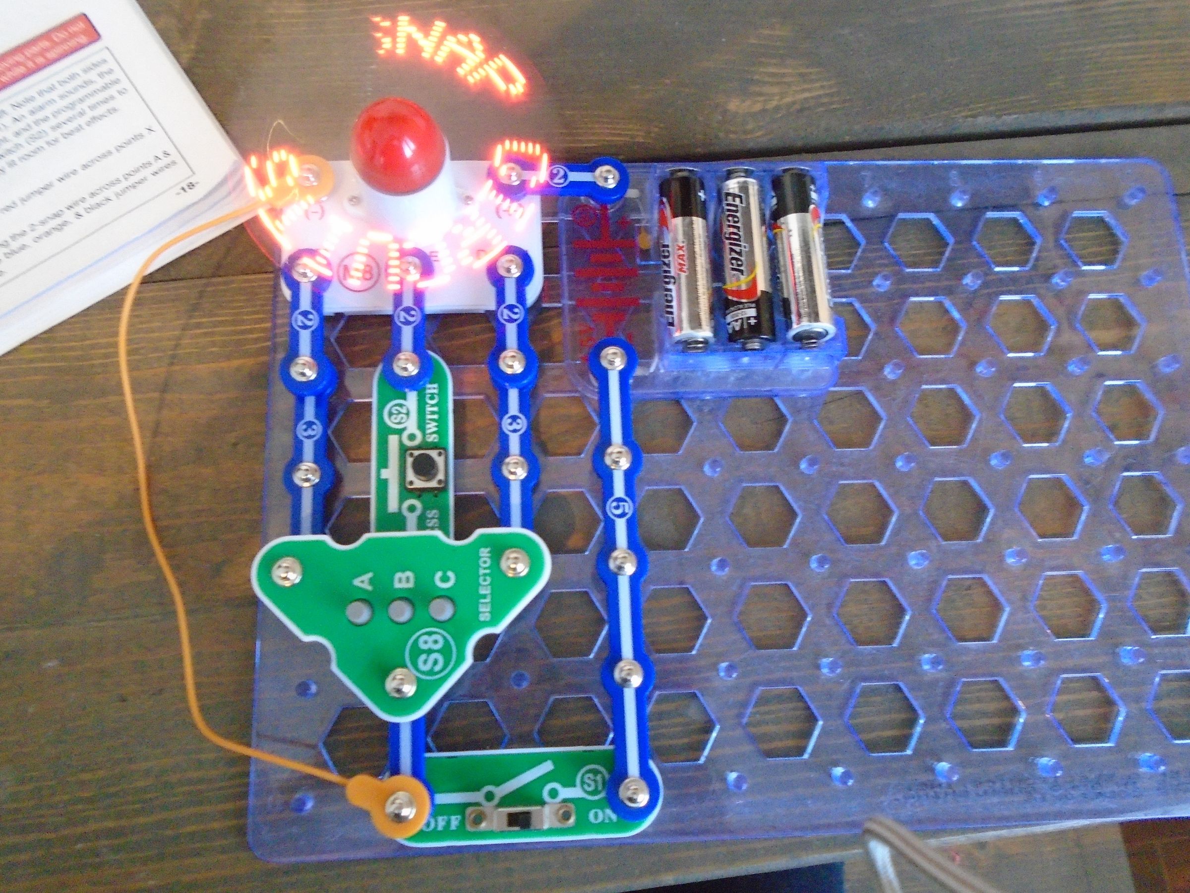 MAKE YOUR SNAP CIRCUITS ARCADE SET FAN SAY I