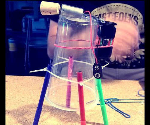 Maquina Dibujadora/Scribbling Machine : 5 Steps - Instructables