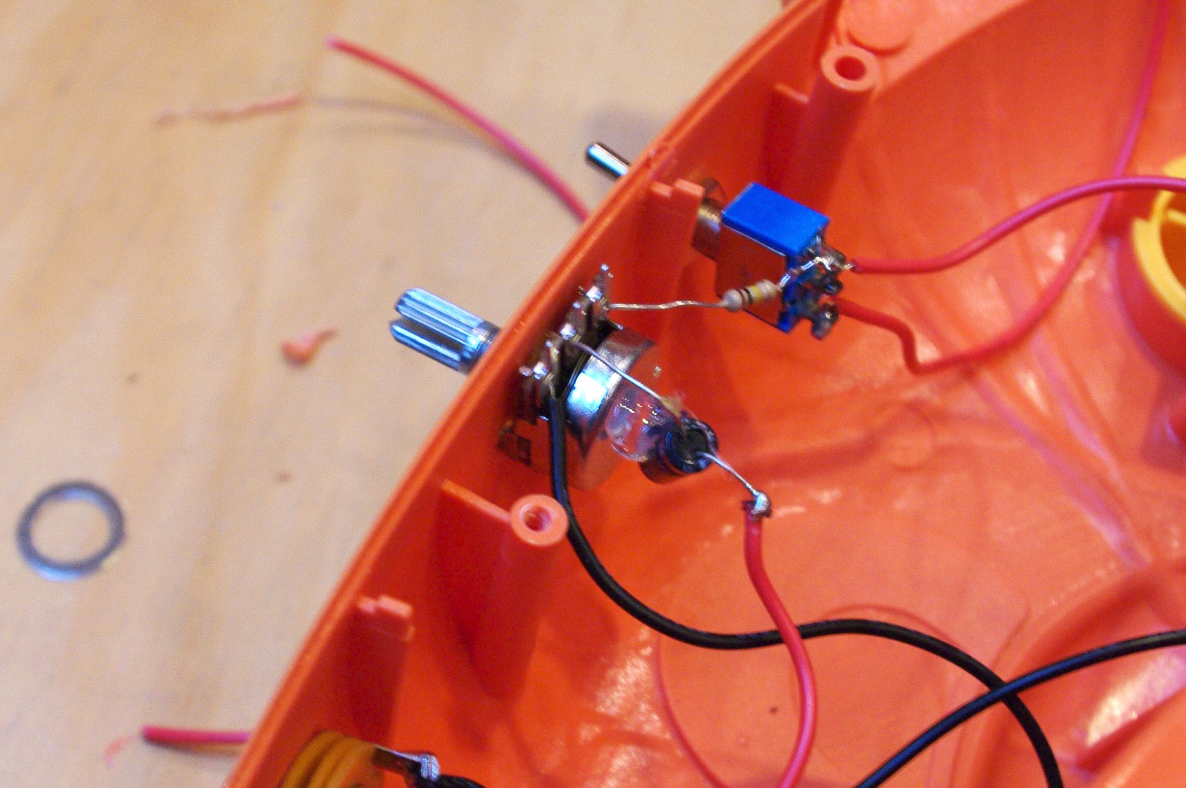 Meowsic Keyboard Output Jack : 8 Steps (with Pictures) - Instructables