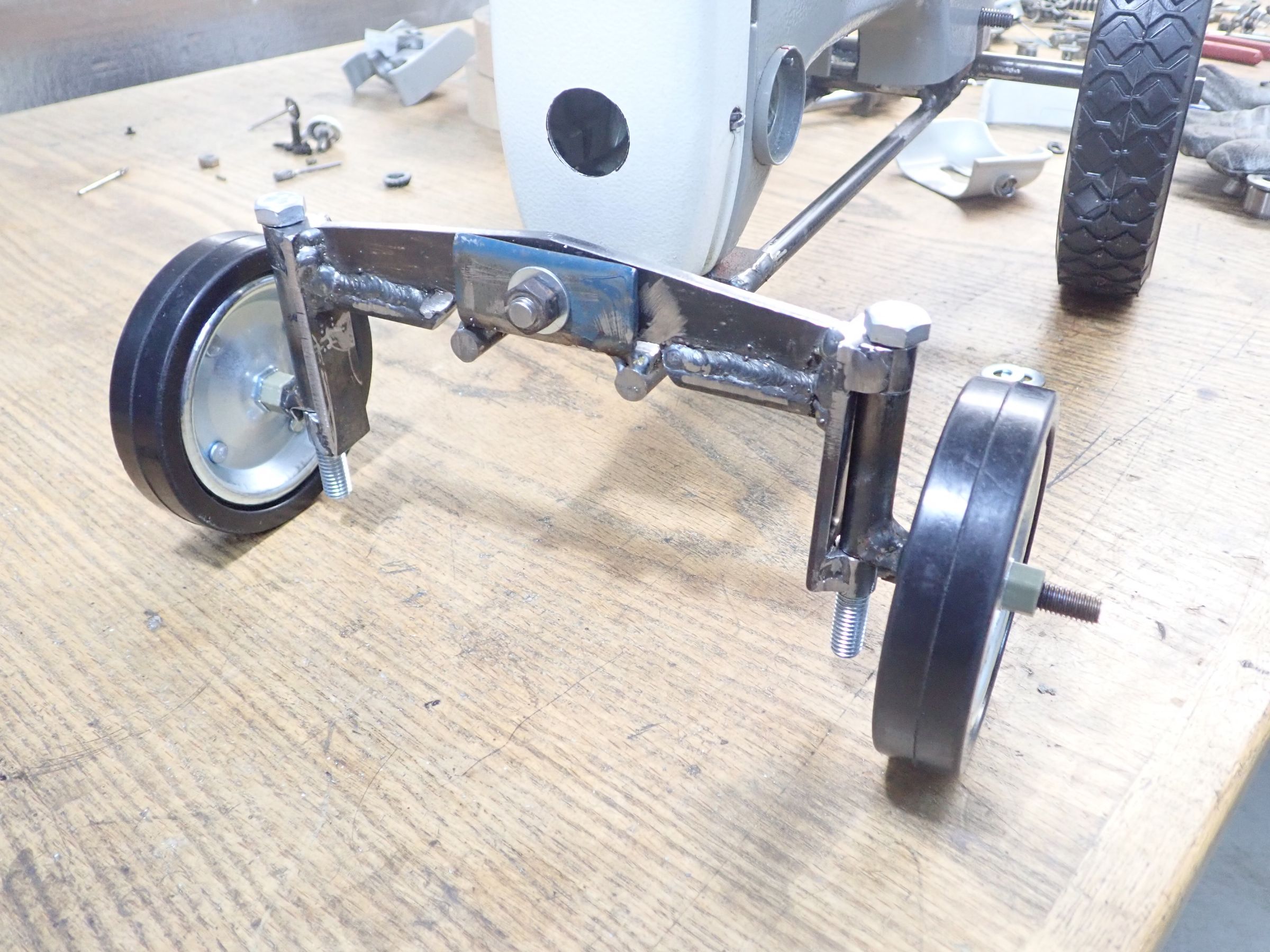 How to Make a Sewing Machine Tractor : 21 Steps (with Pictures ...