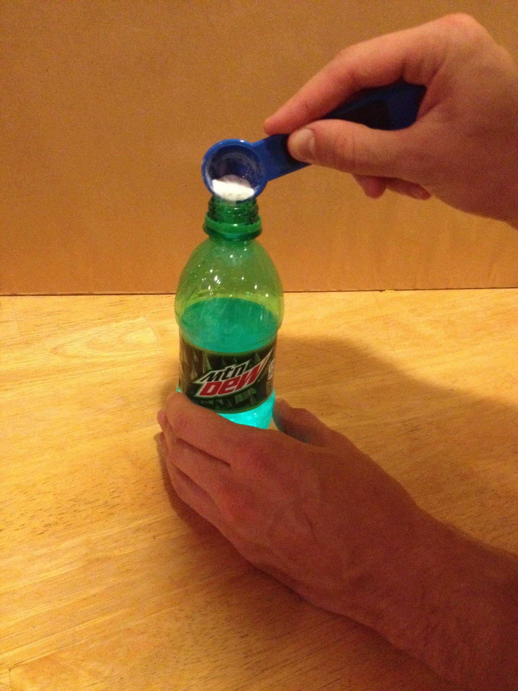 Making Mountain Dew Glow Stick