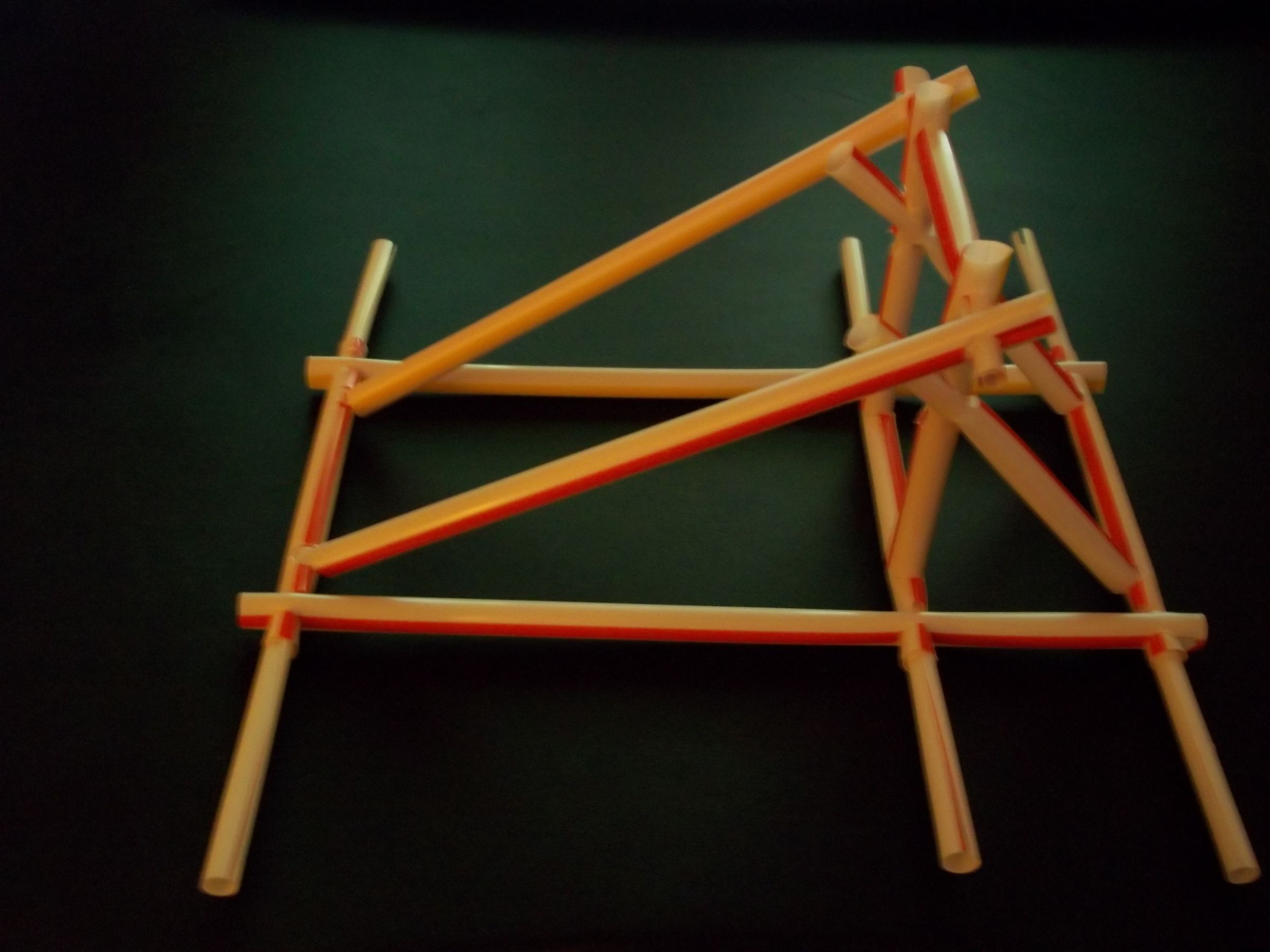 Trebuchet Catapult Using Only Fast Food Straws - Straw Builder Project ...