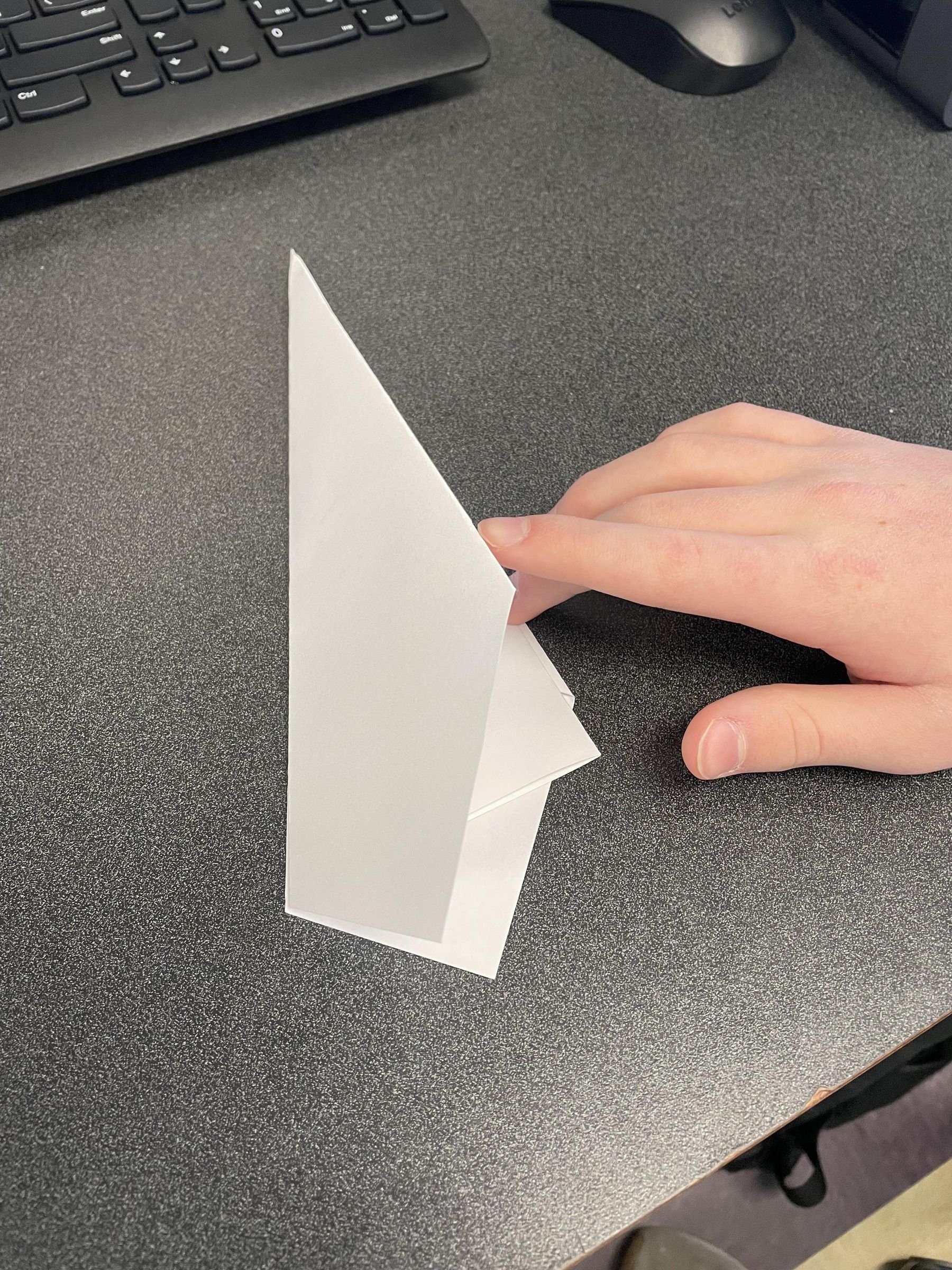 Easy Far-Flying Paper Airplane : 9 Steps - Instructables