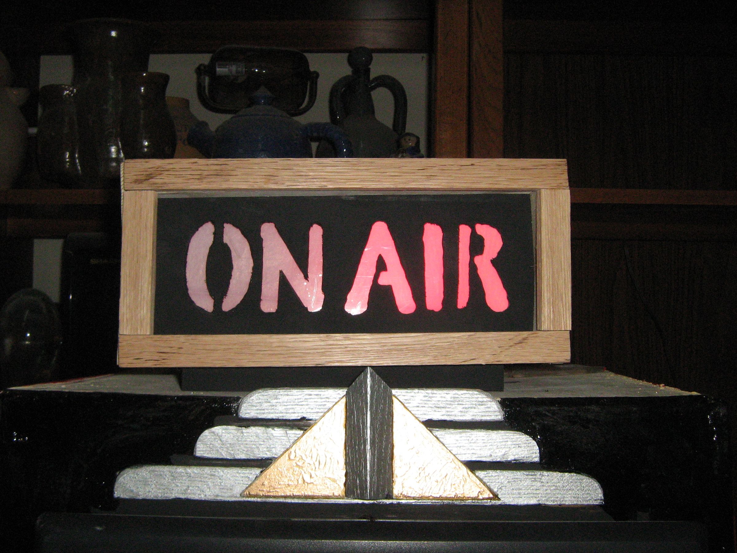 Country Potter Rocks Out DIY Juke Box (and Possible Future Instructable ...