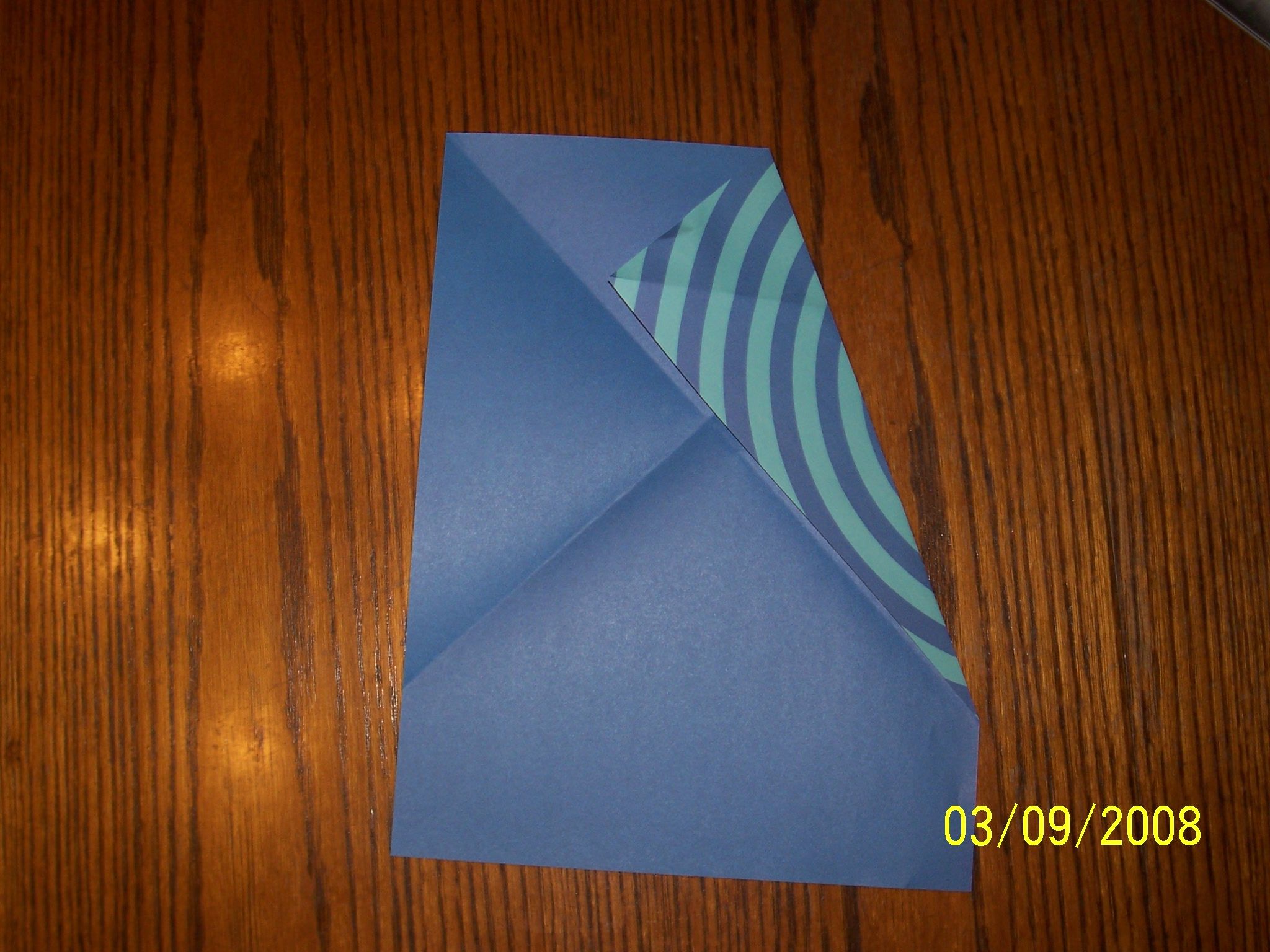 The Worlds Best Paper Airplane. the World Length Record Is 102 Feet ...