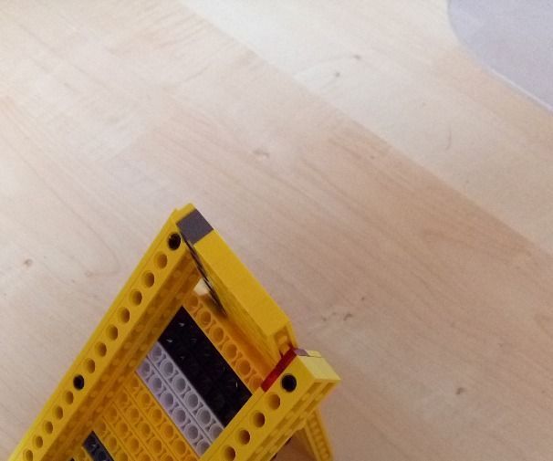 Simple Lego Phone Stand : 3 Steps - Instructables