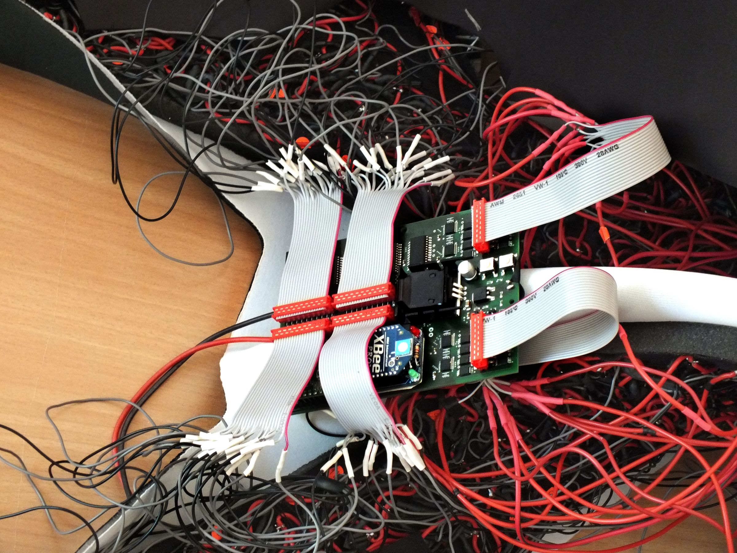 Flip Dot, an Interactive Kinetic Wearable. : 9 Steps - Instructables