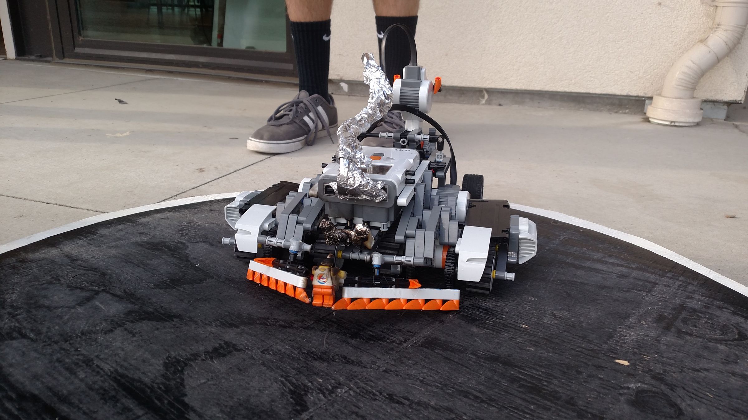 R/C Lego NXT Flamethrower Battle-bot : 14 Steps (with Pictures ...