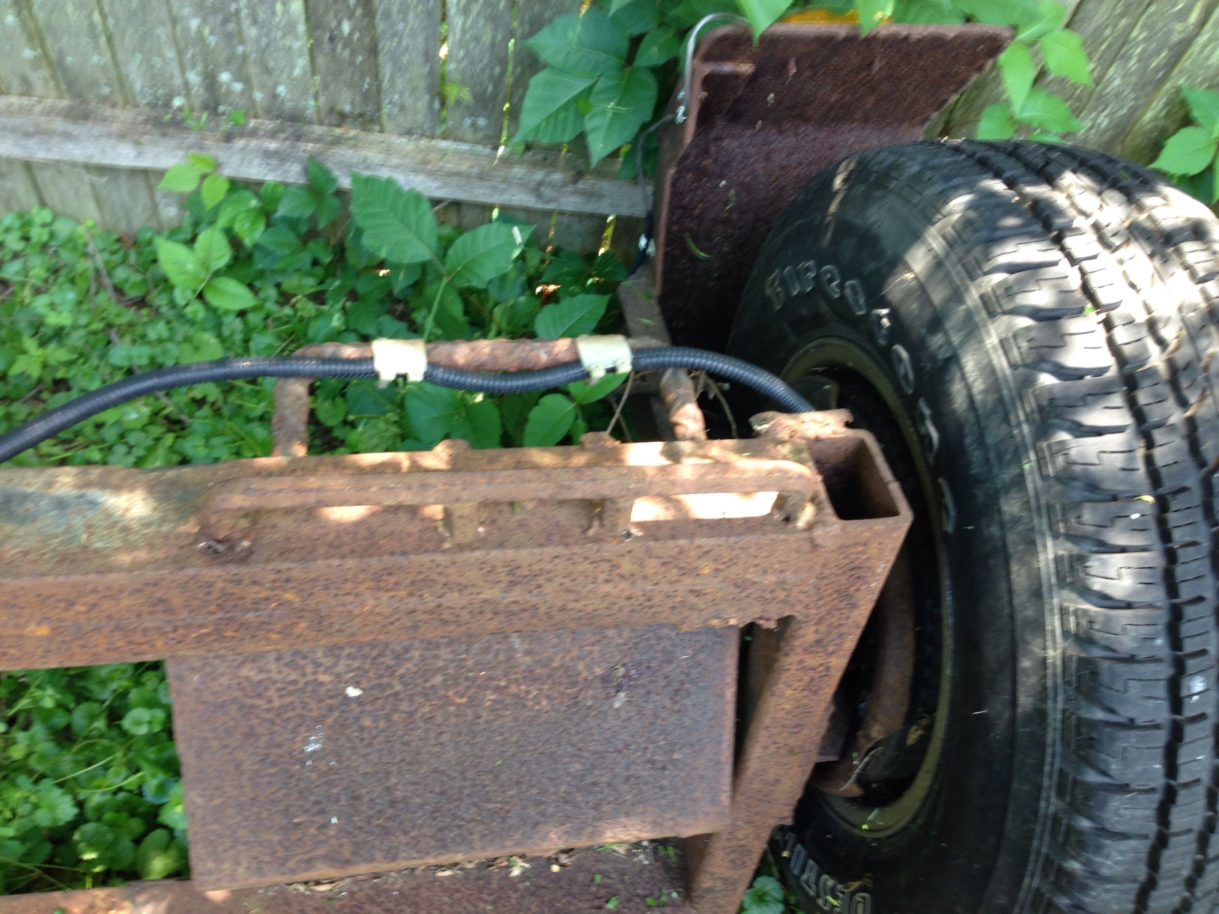 How to Make a Car/Truck Tow Dolly Cheap : 10 Steps - Instructables