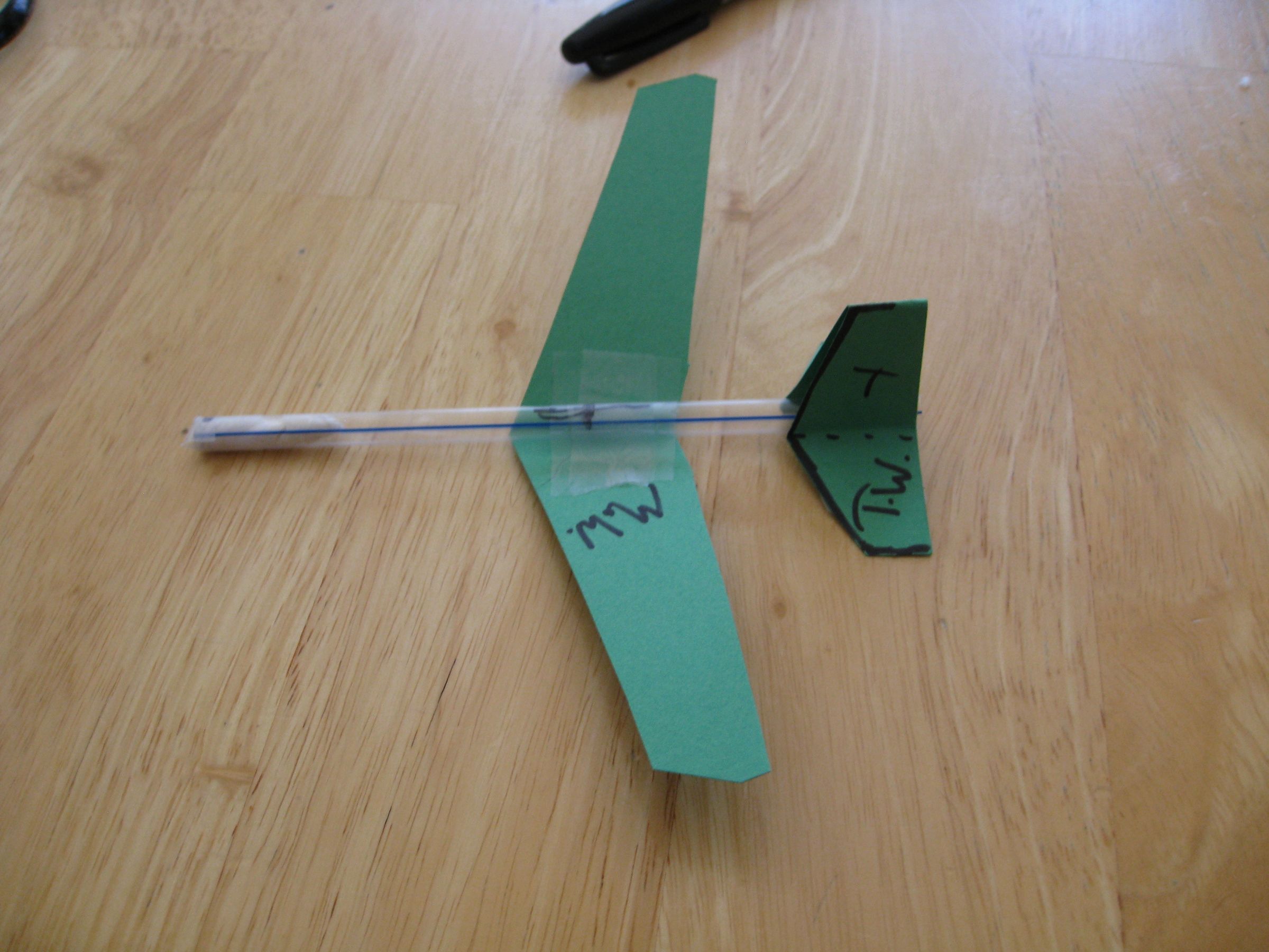 Awesome Straw Plane : 6 Steps - Instructables