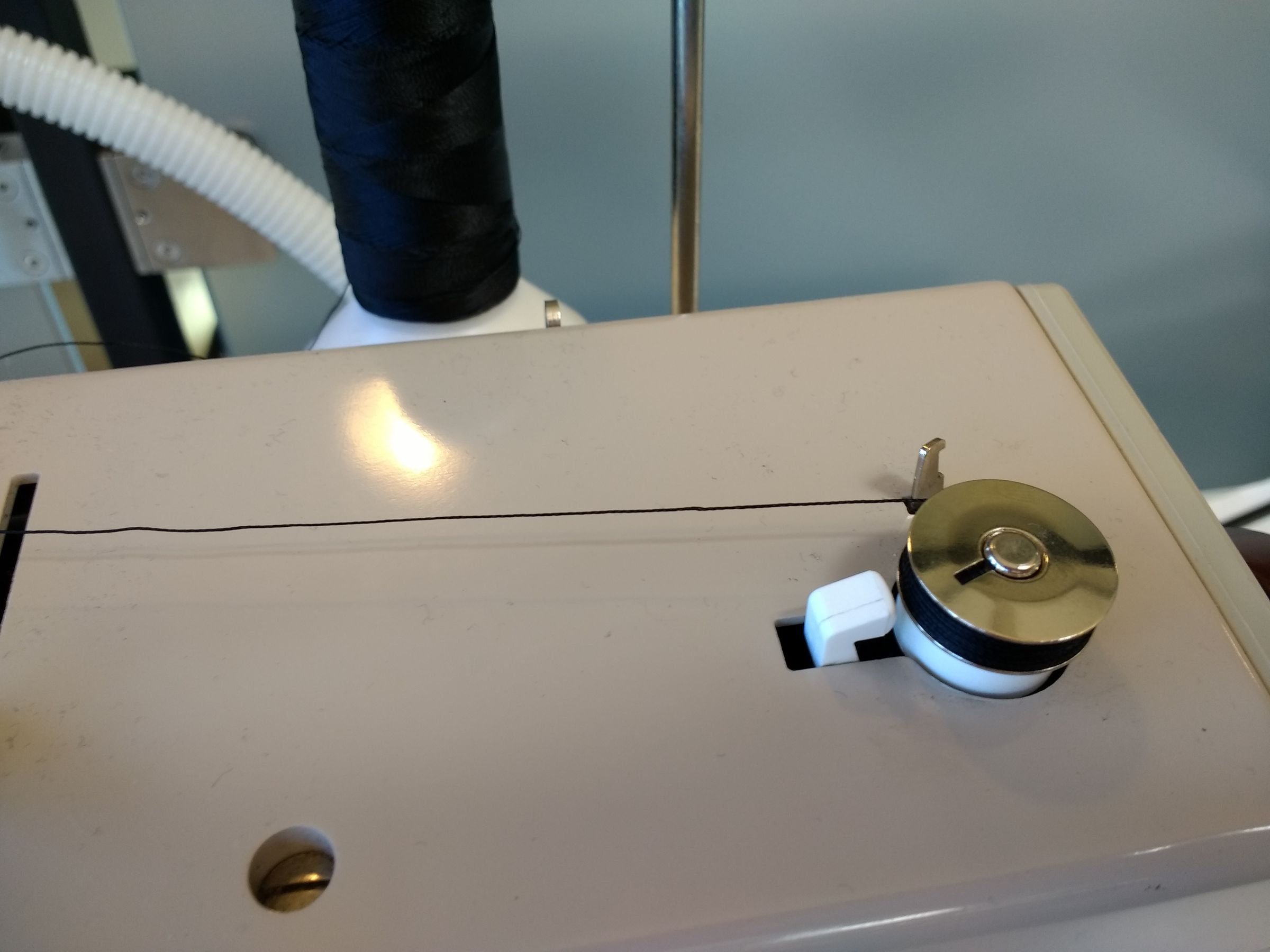 Pier 9 Guides: Bernina 950 Semi Industrial Sewing Machine BASIC USE : 4 ...