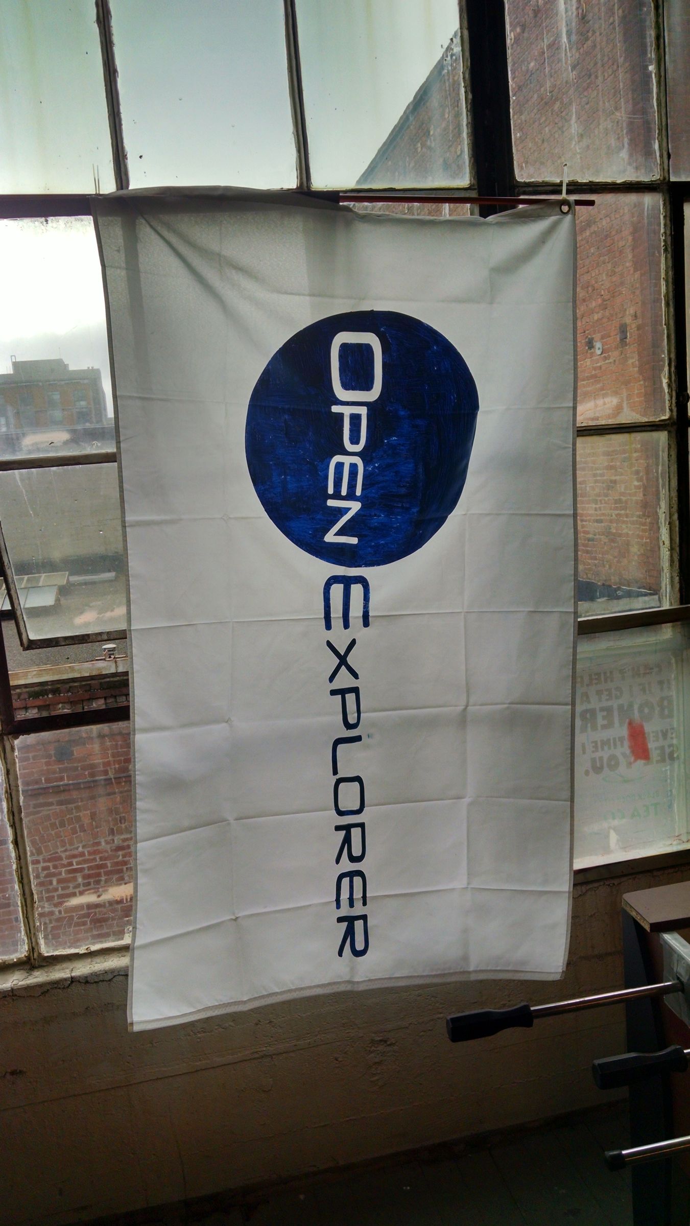 DIY Portable Expedition Flag : 7 Steps - Instructables