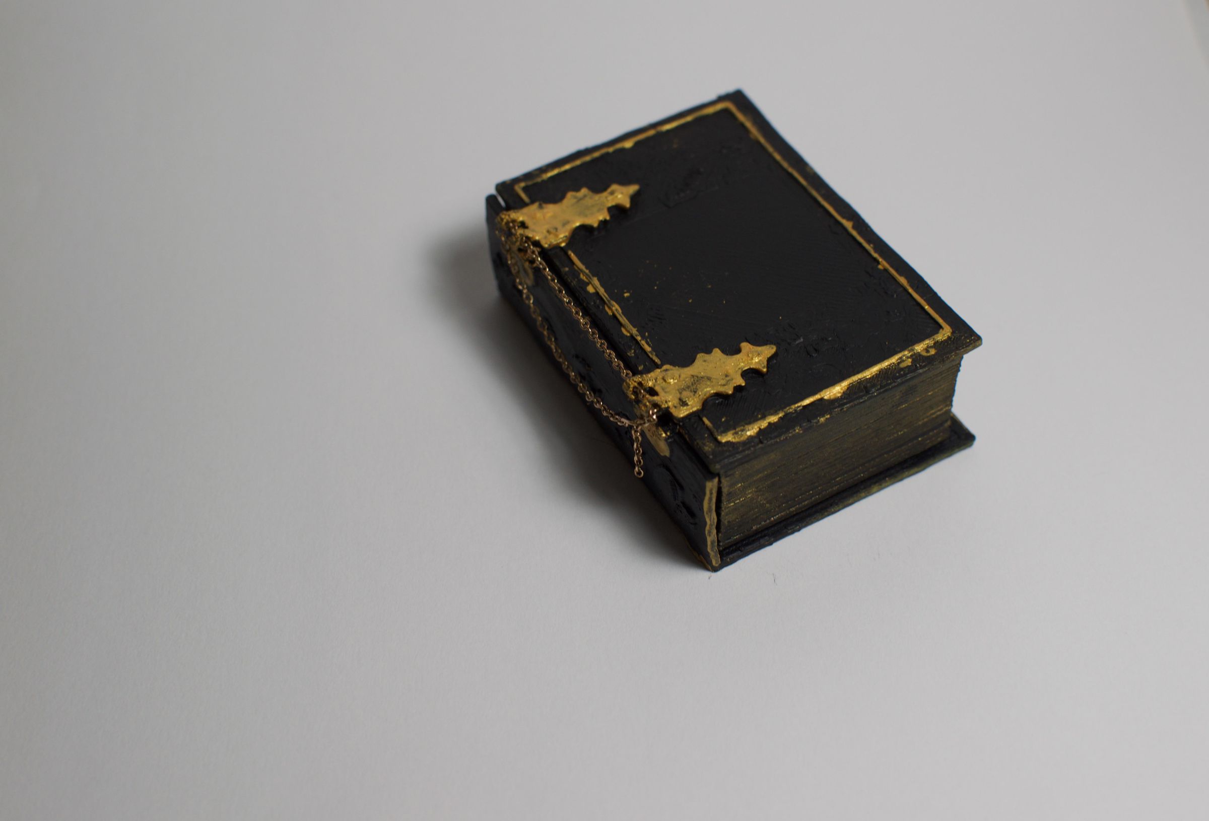 Pirate Book Treasure Box : 6 Steps (with Pictures) - Instructables