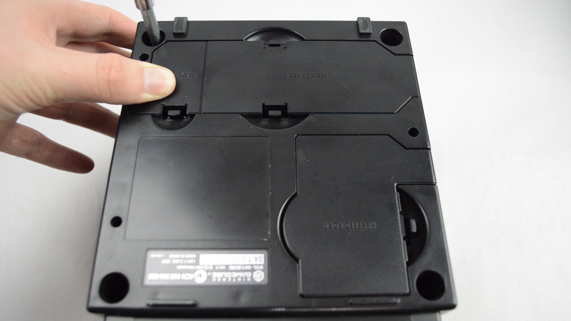 Mod Gamecube Power LED : 10 Steps (with Pictures) - Instructables