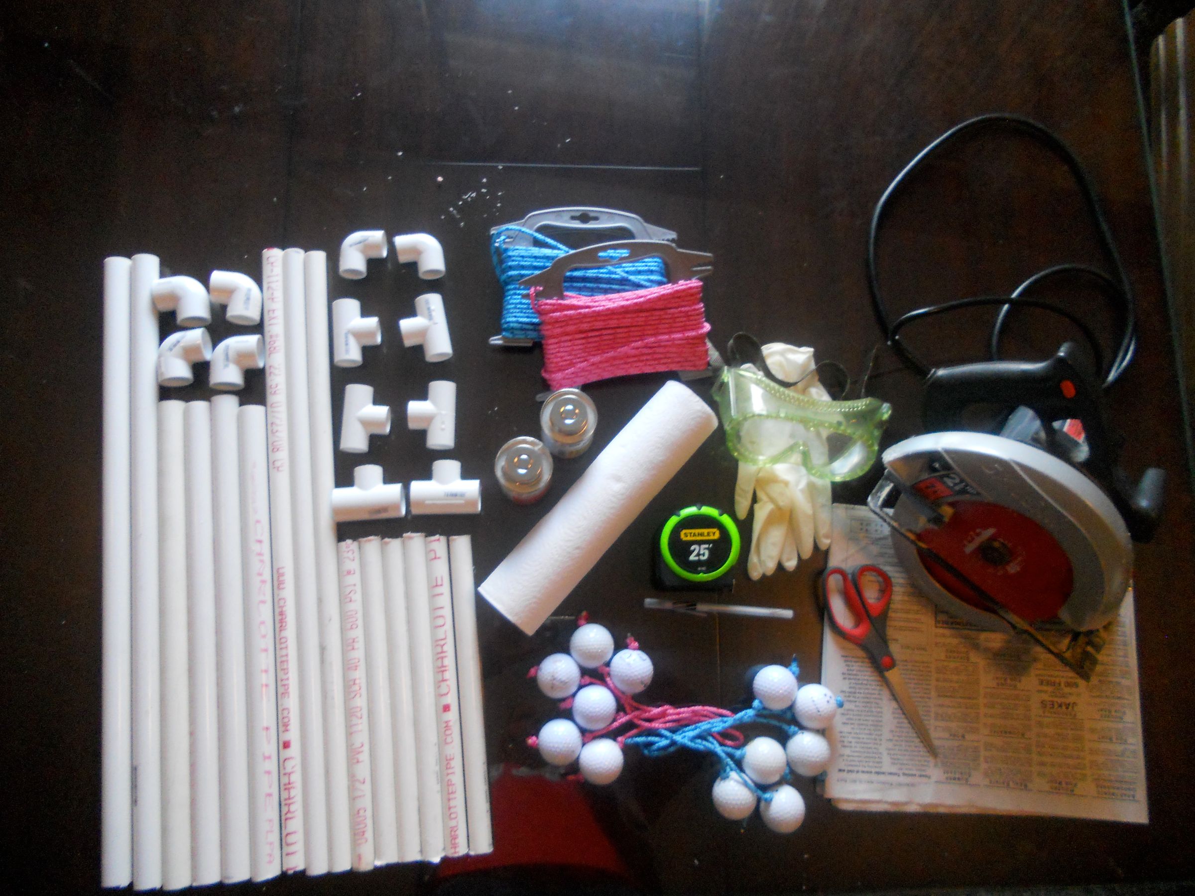 How to Build and Play a Game of Ladders : 4 Steps - Instructables