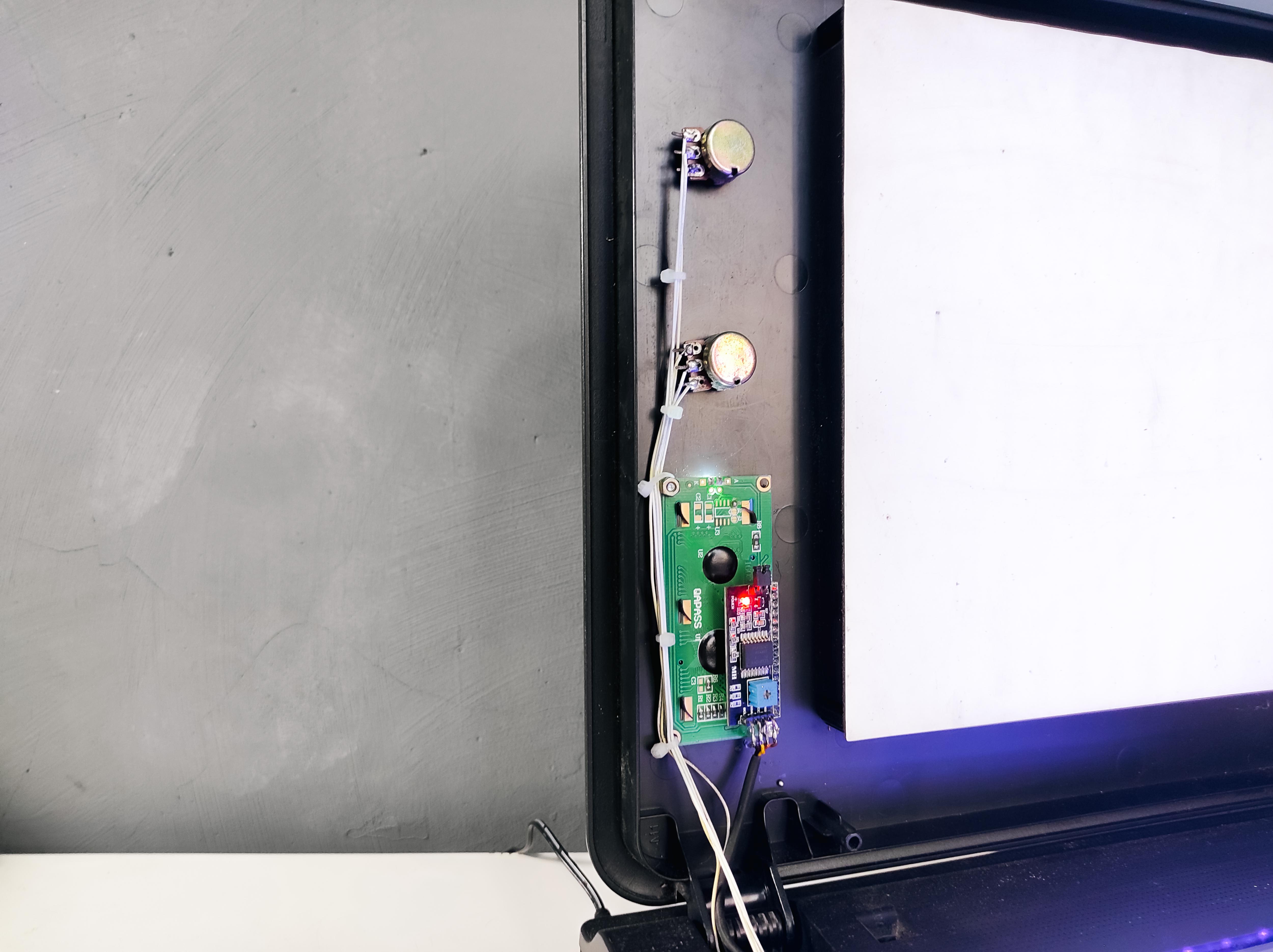 Homebrew PCB Exposure Box Using an Old Printer Scanner! : 12 Steps ...