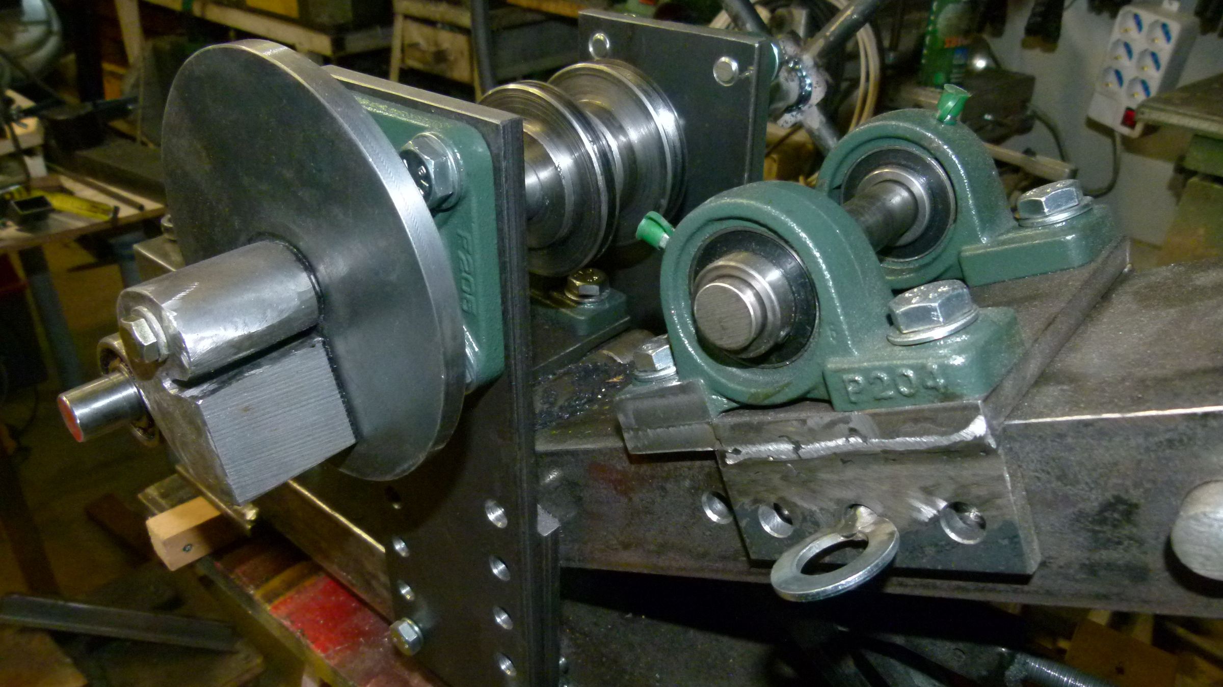 DIY - Metal Roller Bender : 6 Steps (with Pictures) - Instructables