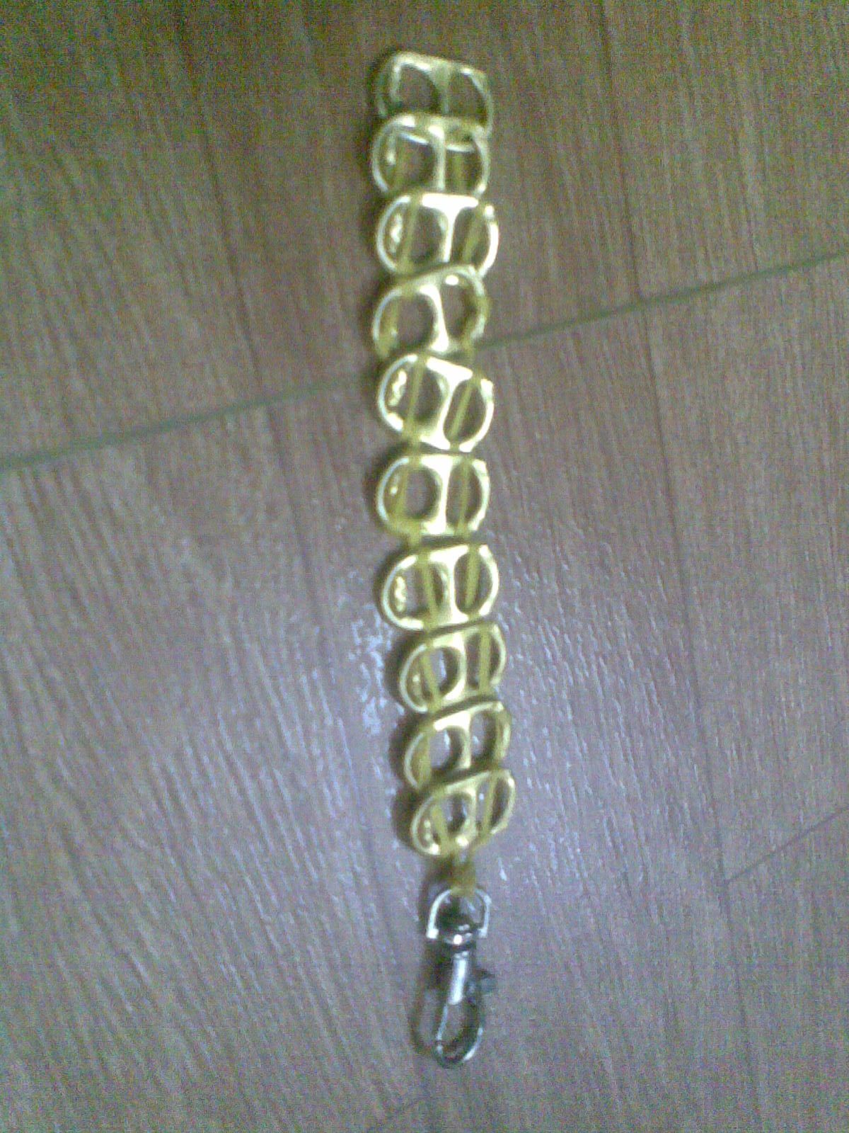 How to Make Belts and Bracelets Out of Soda Pop Tabs : 7 Steps (with ...