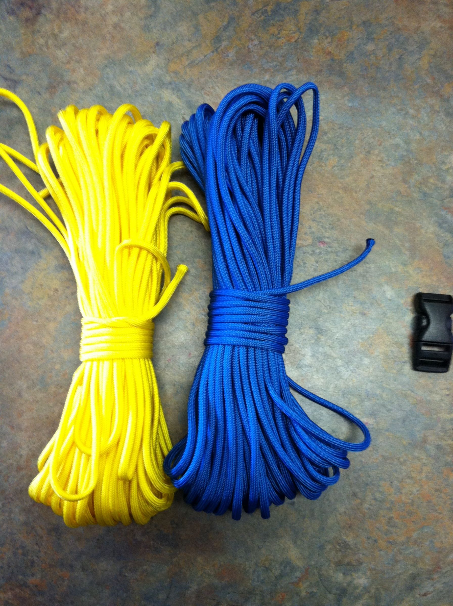 2 Color Paracord Bracelet (Tutorial) : 7 Steps - Instructables