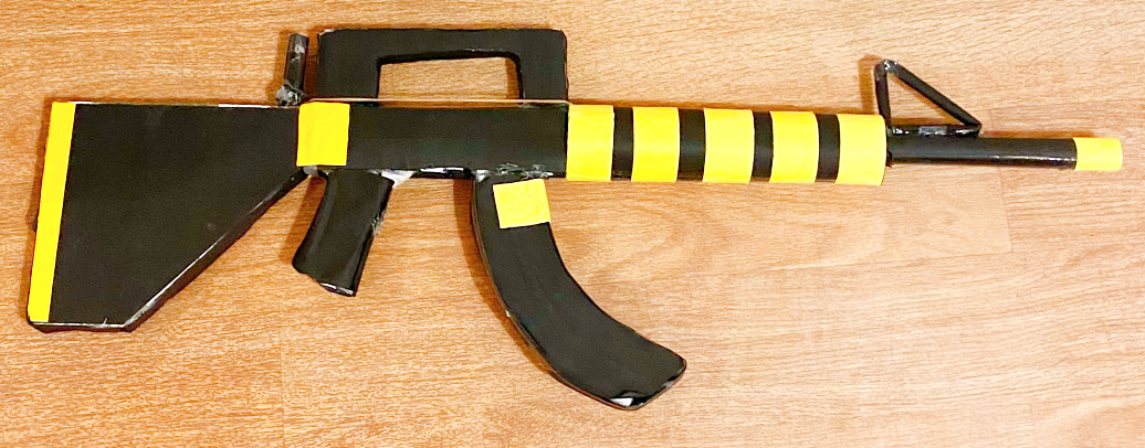 Making a Realistic M-16 Model Out of Paper : 7 Steps - Instructables