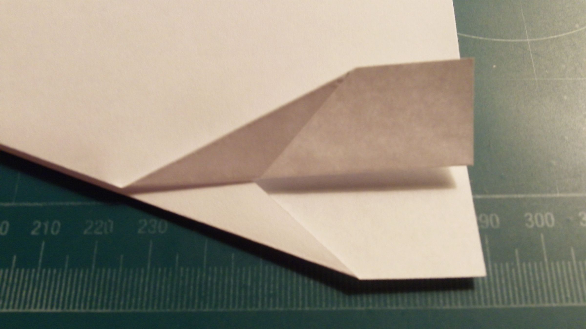 How to Make the Dagger Paper Airplane : 6 Steps - Instructables