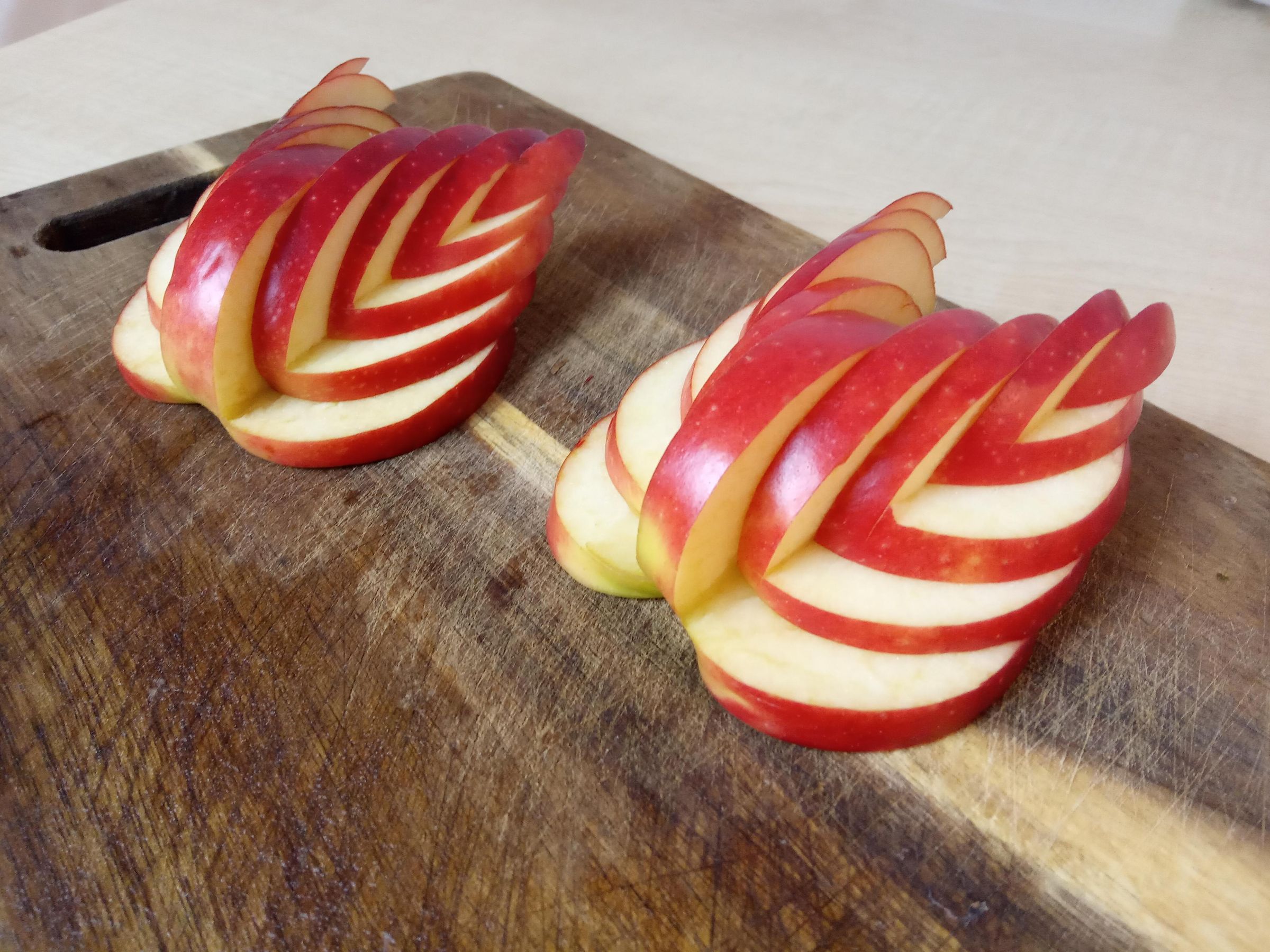 Edible Apple Swan : 7 Steps (with Pictures) - Instructables