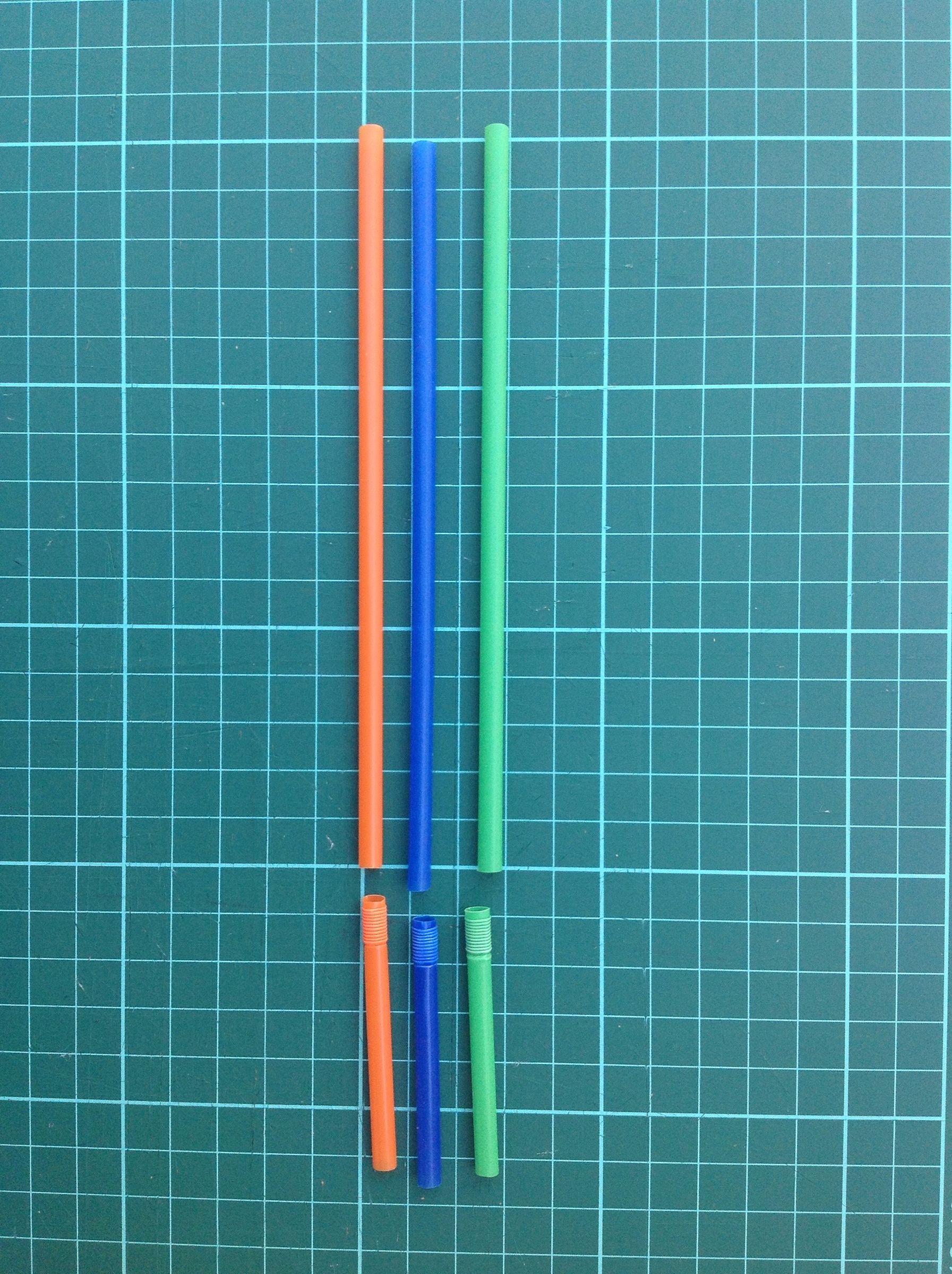 Strawbees Spinning Crazy Scientist Hat : 11 Steps - Instructables