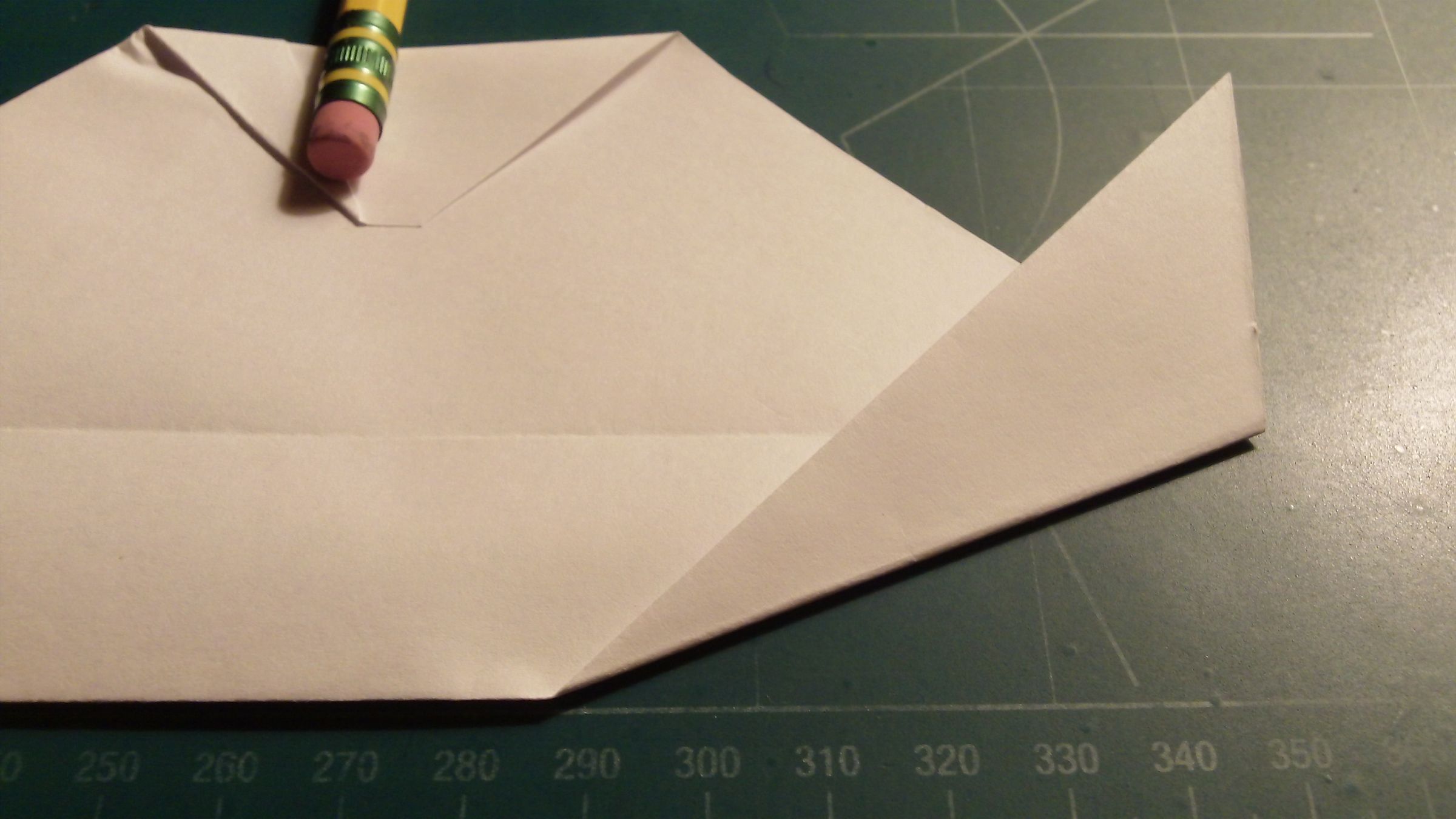 How to Make the Super Starstriker Paper Airplane : 7 Steps - Instructables