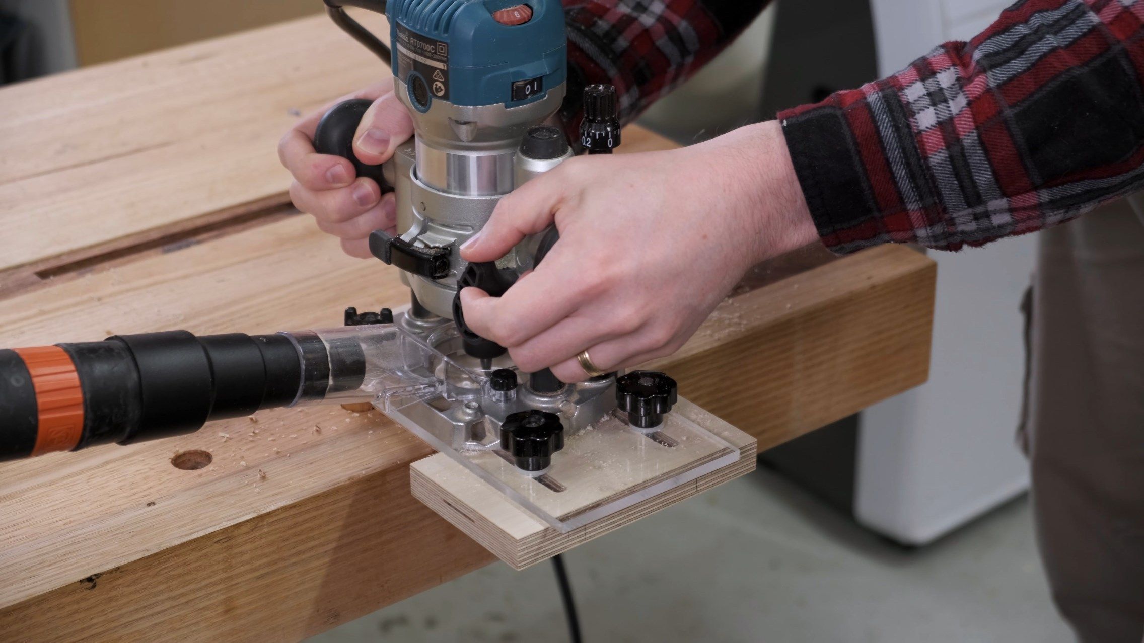 Router Sub-base (and Edge Guide) : 11 Steps (with Pictures) - Instructables