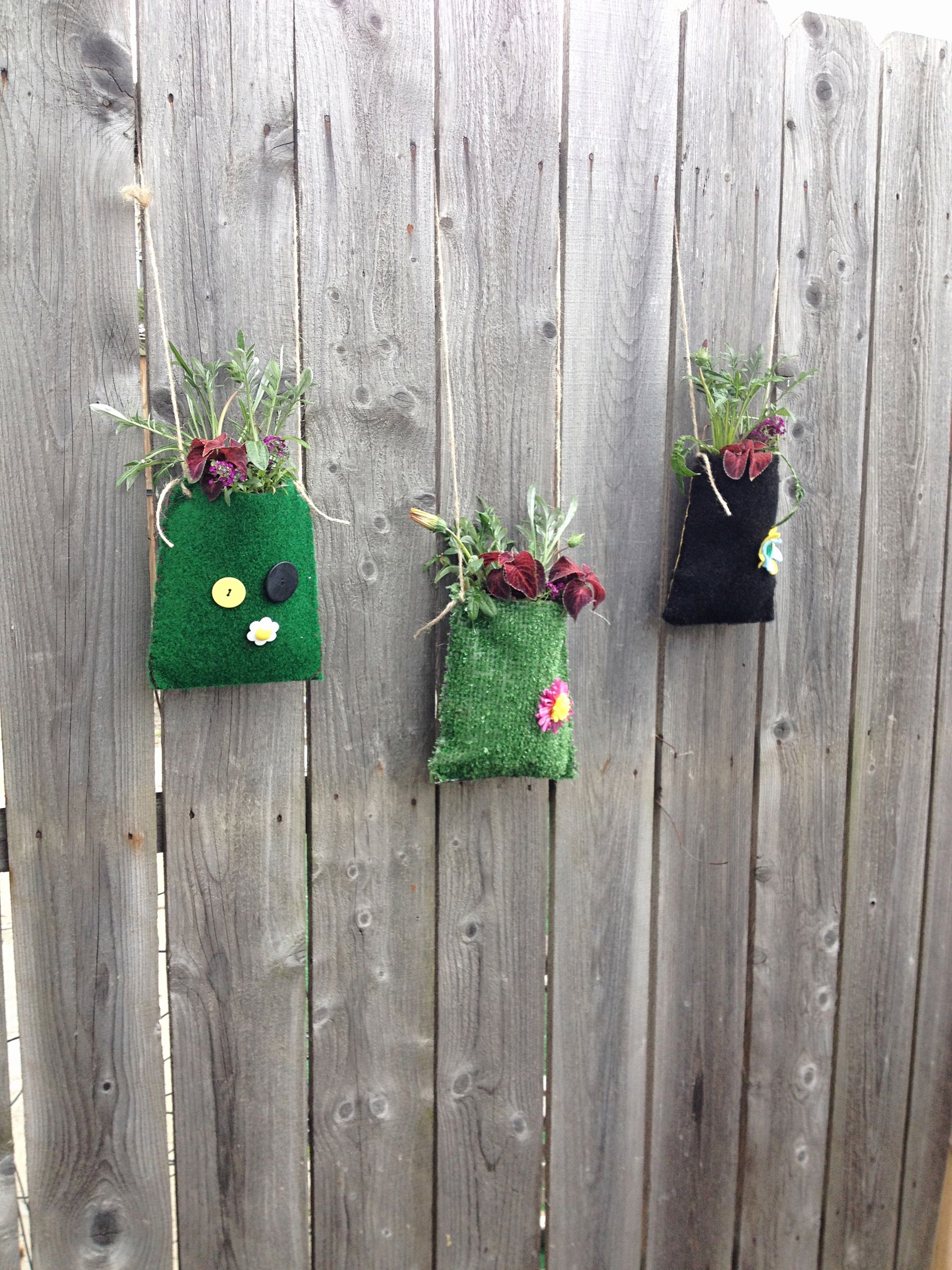 Practically Free Planter Pouches : 5 Steps - Instructables