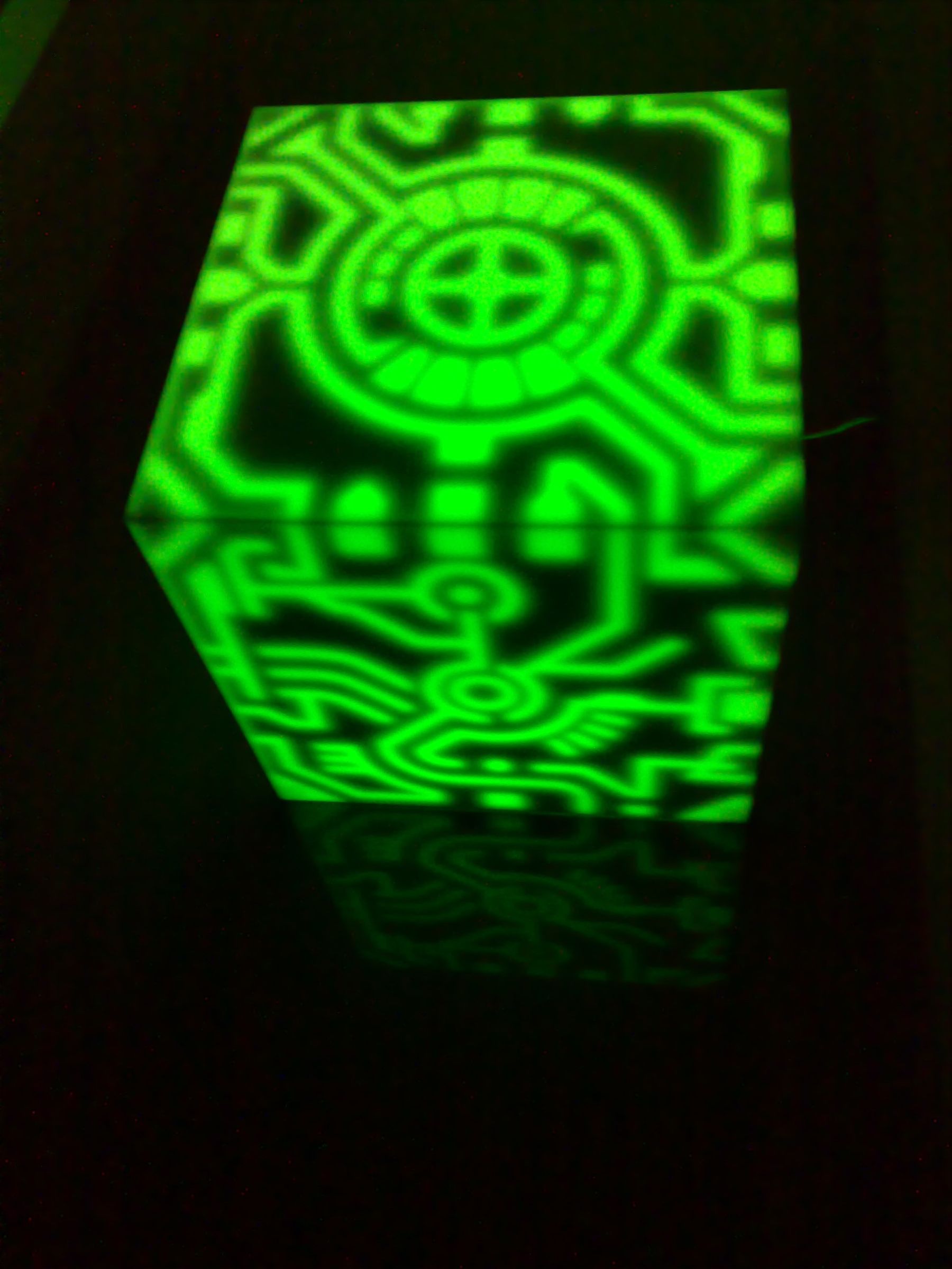 How to Make a TRON Style Lamp: the MADYLIGHT : 18 Steps (with Pictures ...