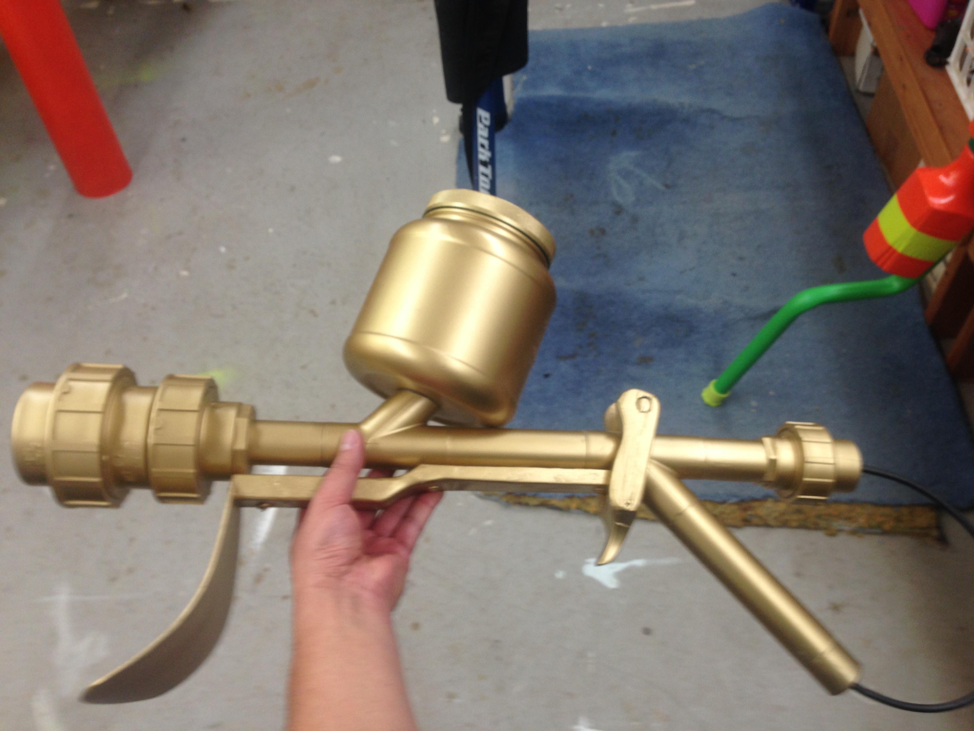 Splatoon Aerospray, Costume Prop : 4 Steps - Instructables