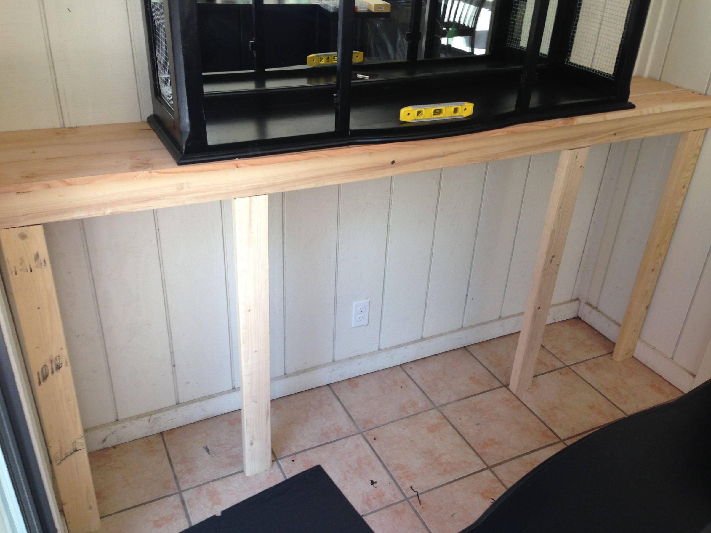 Hutch Re-purposed to a BAR DIY : 13 Steps (with Pictures) - Instructables
