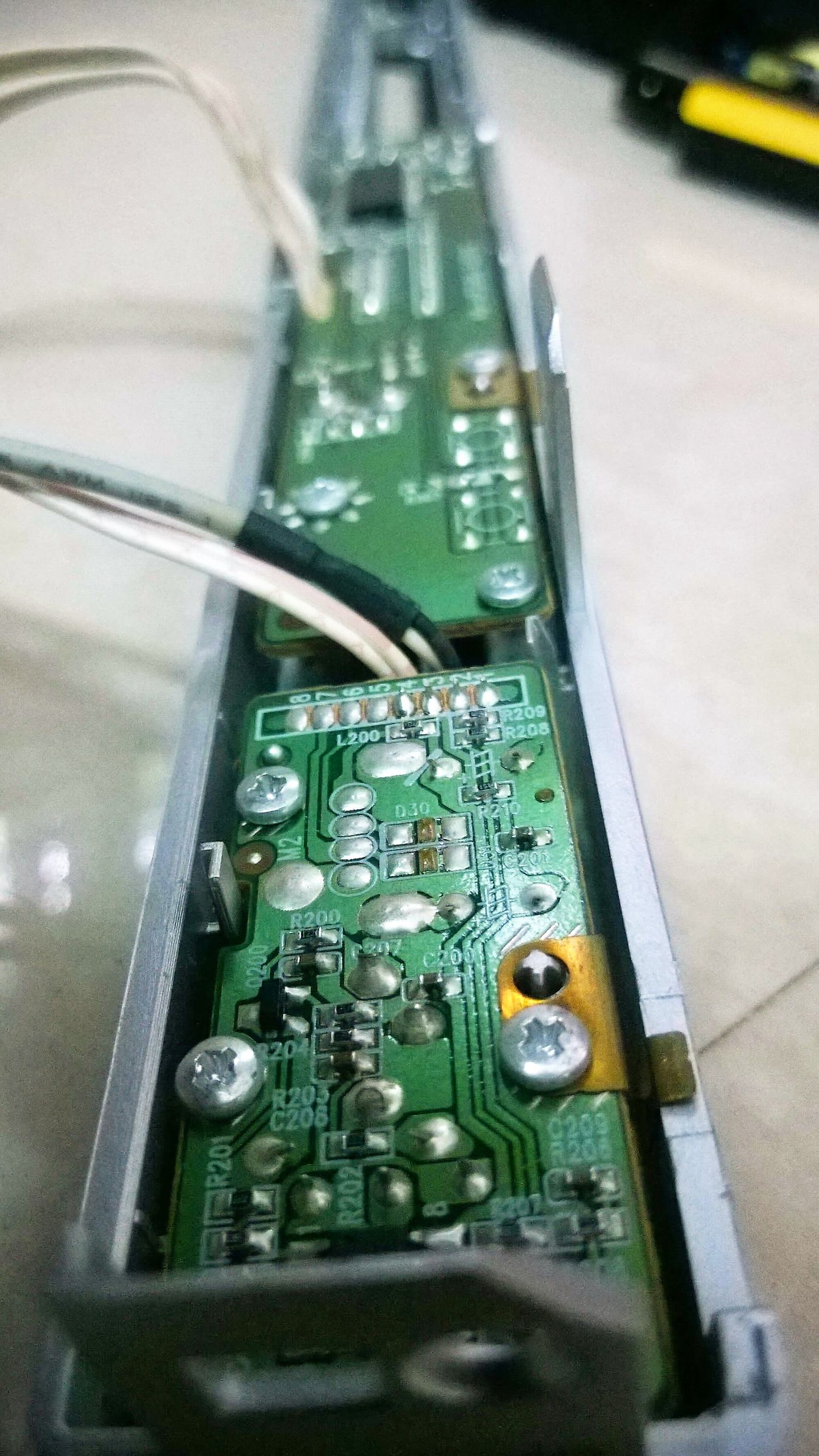 Parts to Salvage From a DVD/CD Player : 10 Steps - Instructables