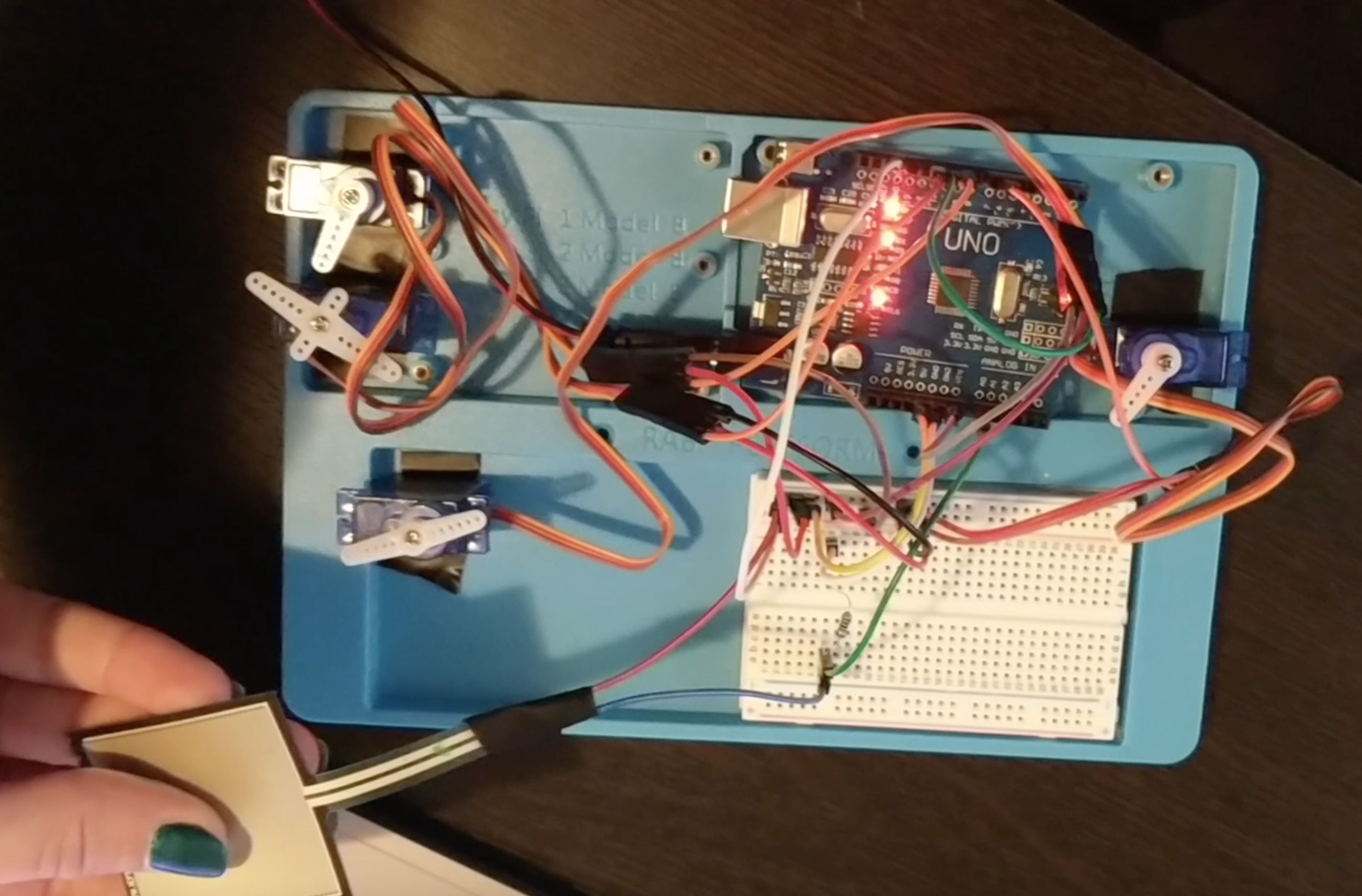Pressure Sensor & Servo Prototype : 3 Steps - Instructables