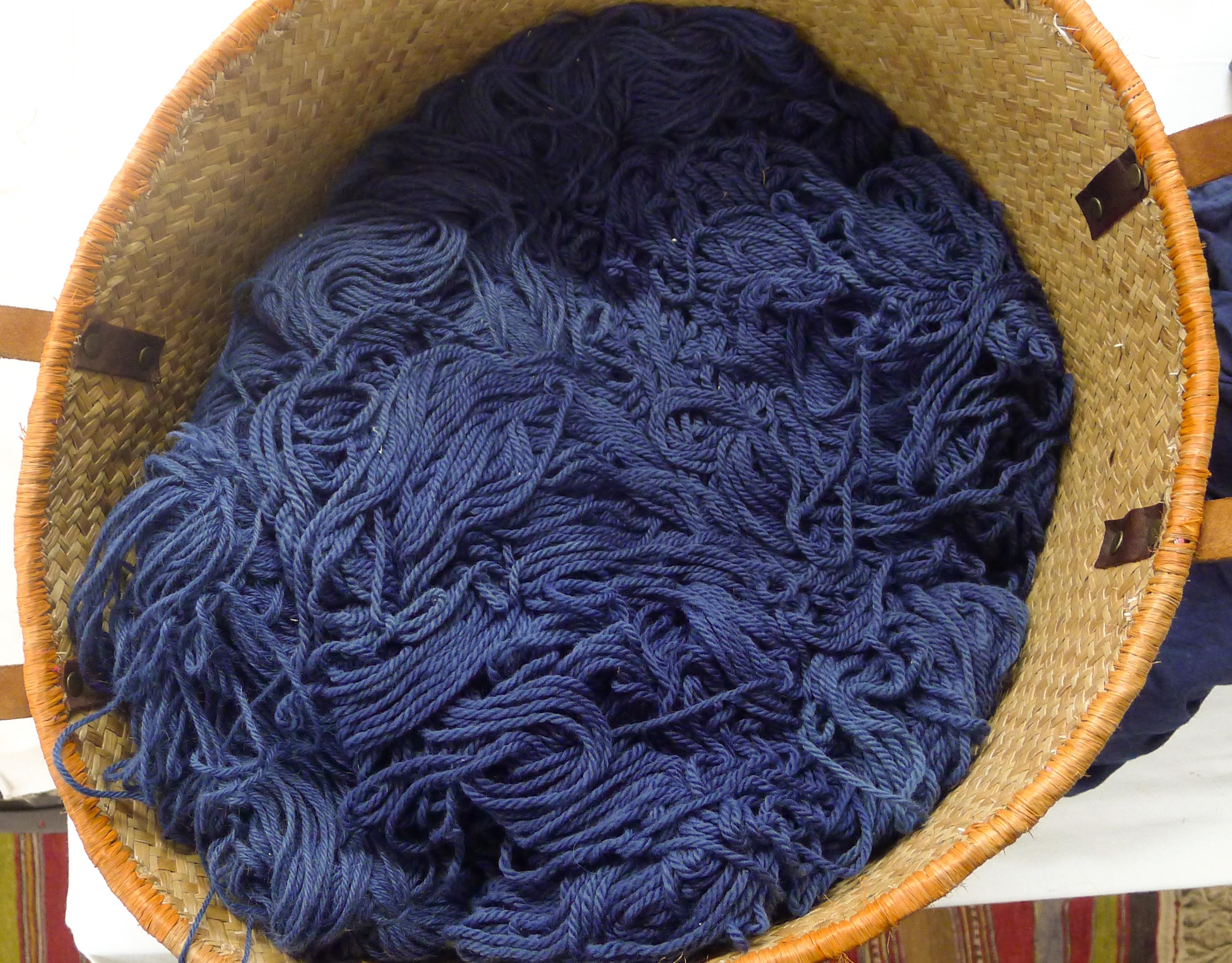 Understanding the Indigo Dyeing Process : 12 Steps (with Pictures ...