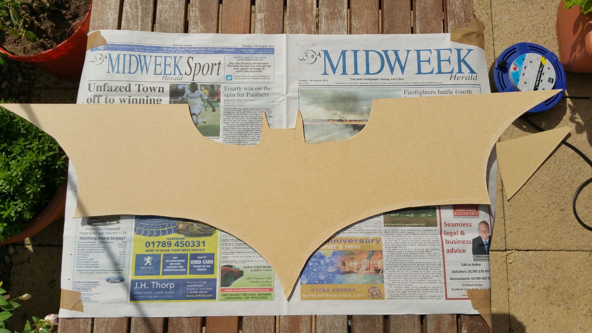 Backlit BatMan Logo : 3 Steps (with Pictures) - Instructables